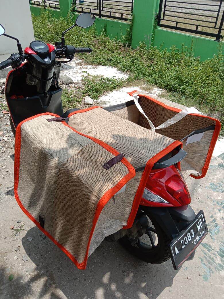 TAS MOTOR/KERANJANG MOTOR/TAS OBROK BAHAN GONI | Lazada Indonesia