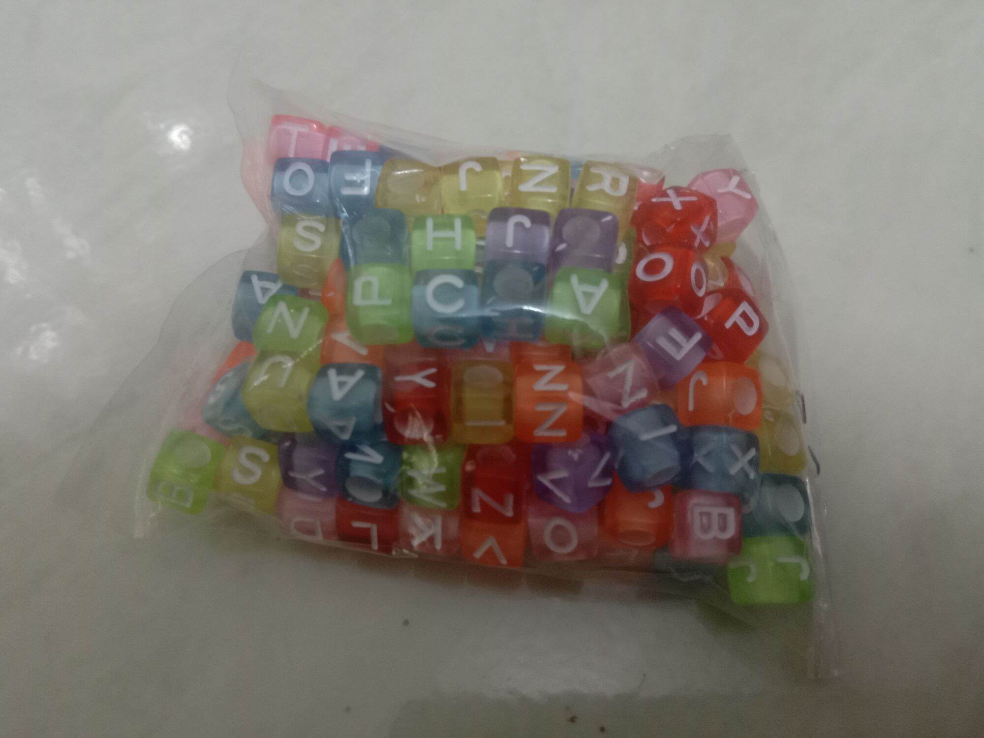 Manik manik / kerajinan tangan kotak dadu huruf-huruf | Lazada Indonesia