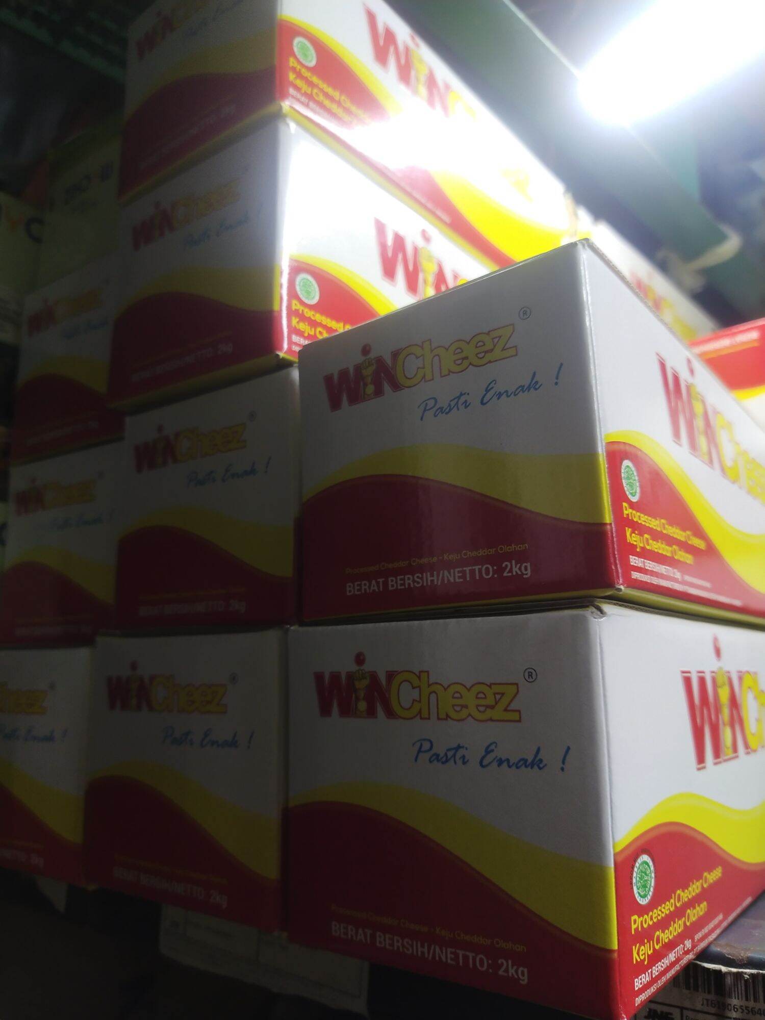 keju win chizs 1 blok berat 2 kg | Lazada Indonesia