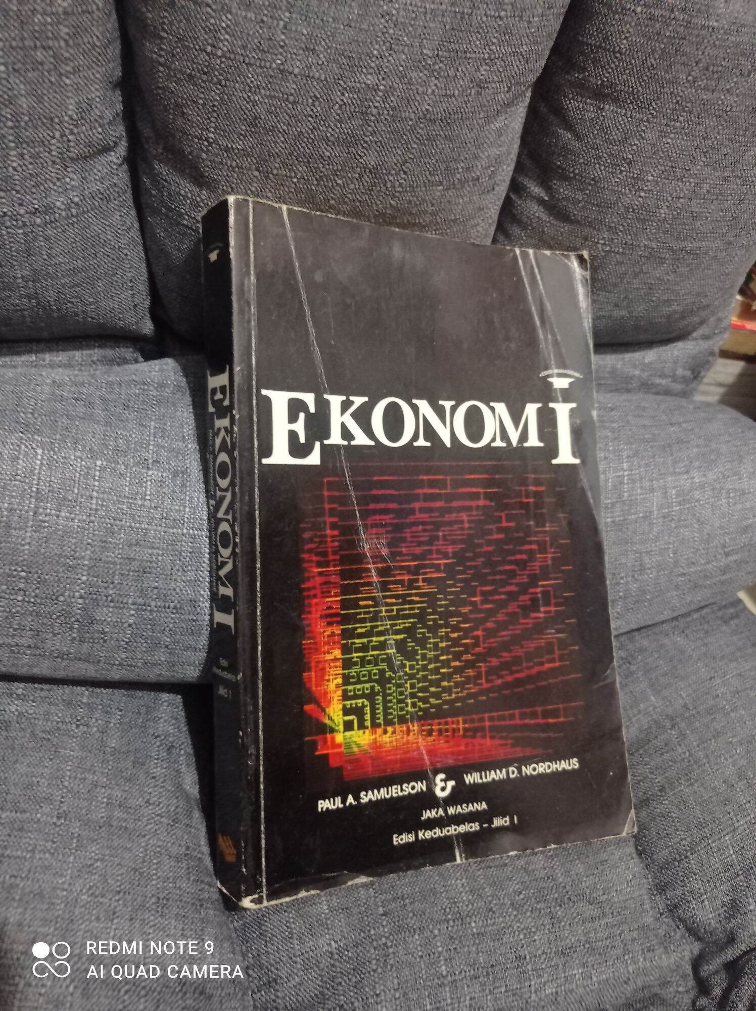 buku Ekonomi edisi 12 Jilid 1 original Paul samuelson | Lazada Indonesia