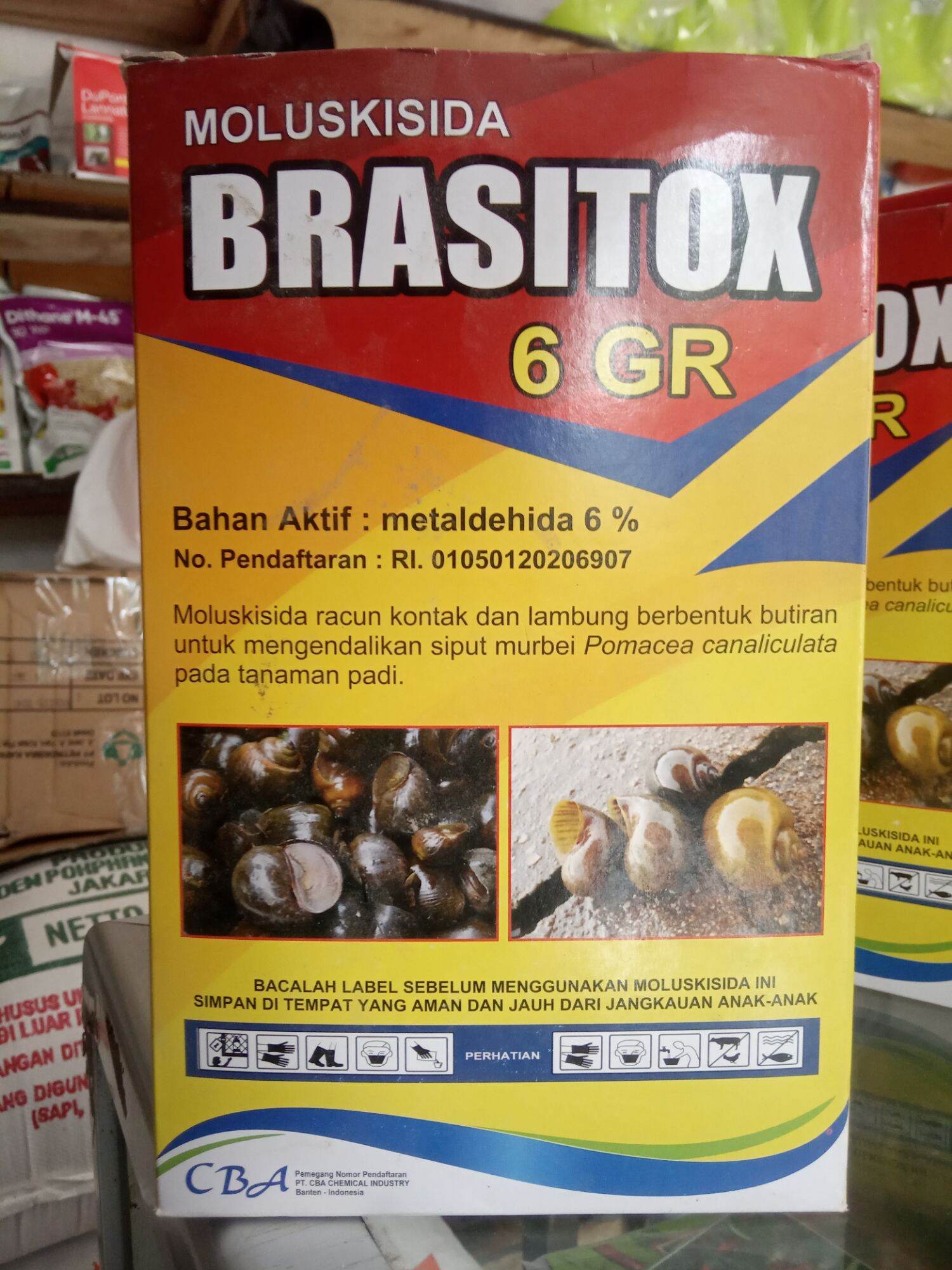 Molukisida 500 gram Racun Kontak Dan Lambung Obat Hama Keong / Brasitox ...