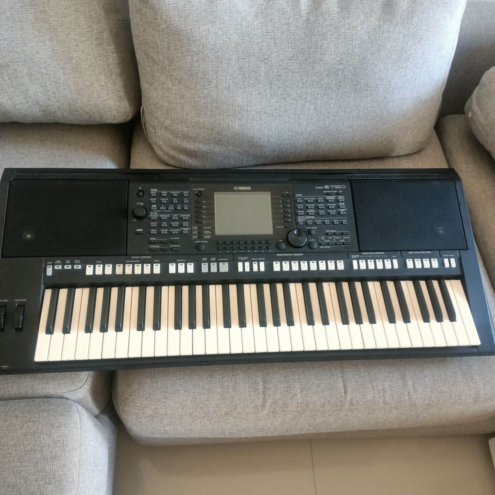 Yamaha PSR - S 750 bekas | Lazada Indonesia