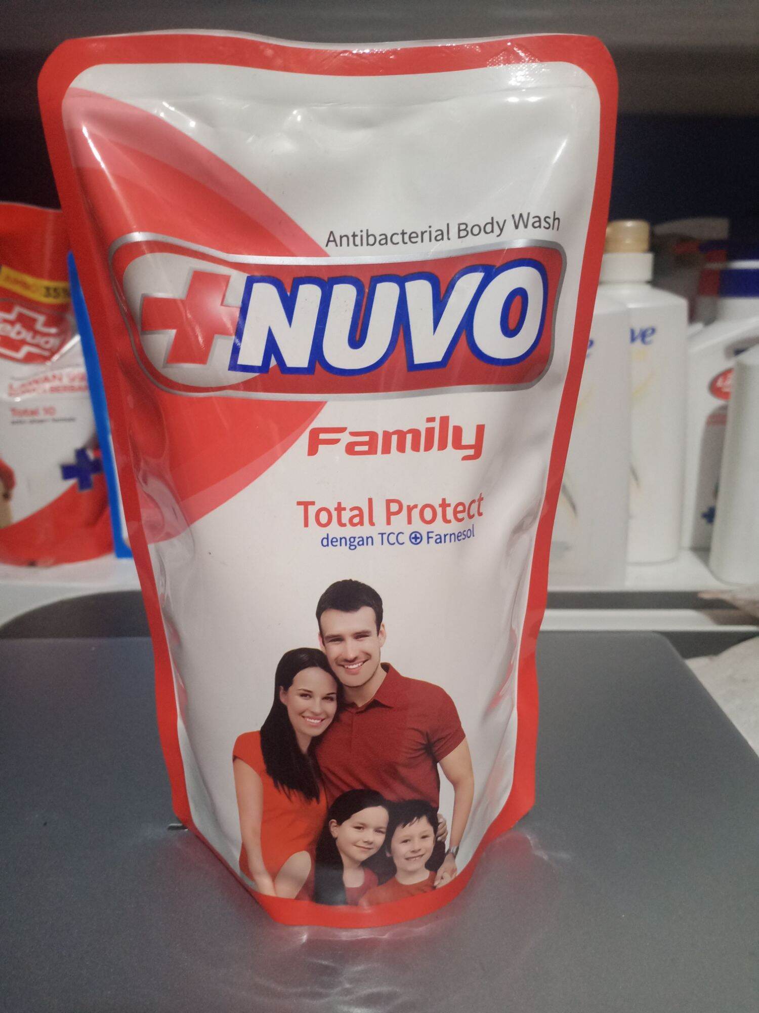 Nuvo Family Sabun Mandi Cair Refill Merah Pouch 400Ml | Lazada Indonesia