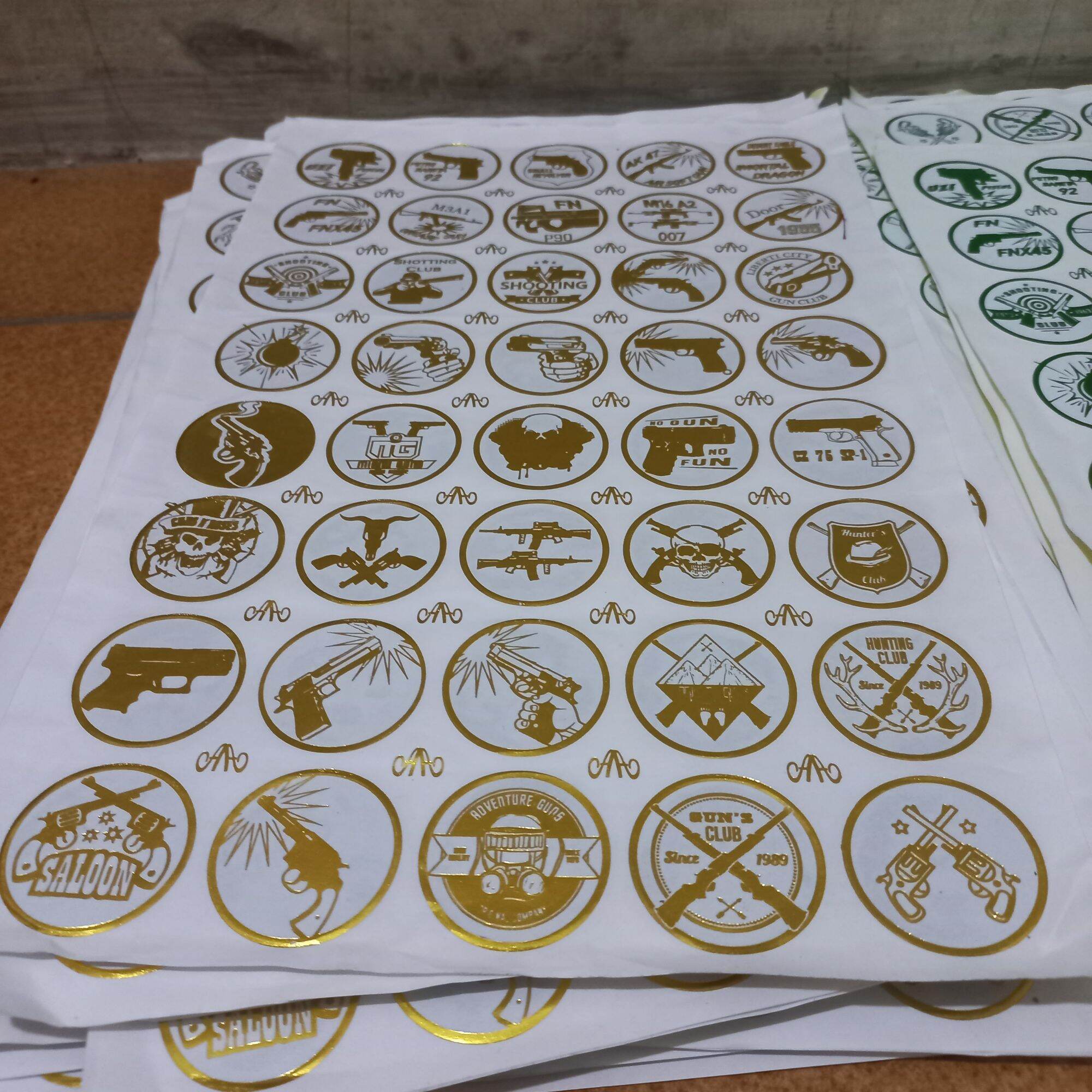 TAJOS BESI TEBAL EMAS 1 LEMBAR ISI 40 PCS1/MAINAN TAZOS BERKARAKTER ...