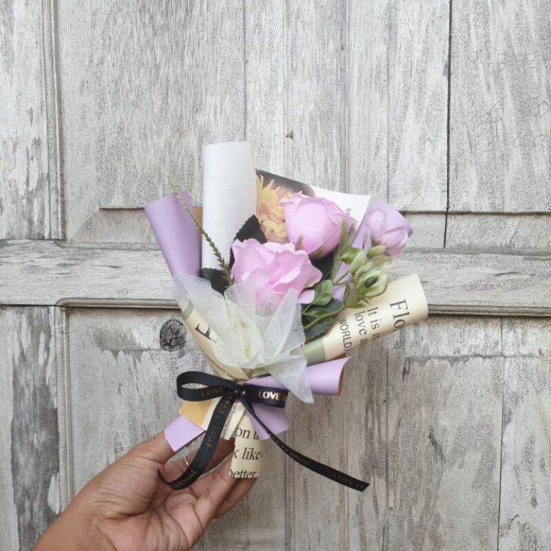 Gift flower box | kado buket bunga box | hadiah simple bouquet rose ...