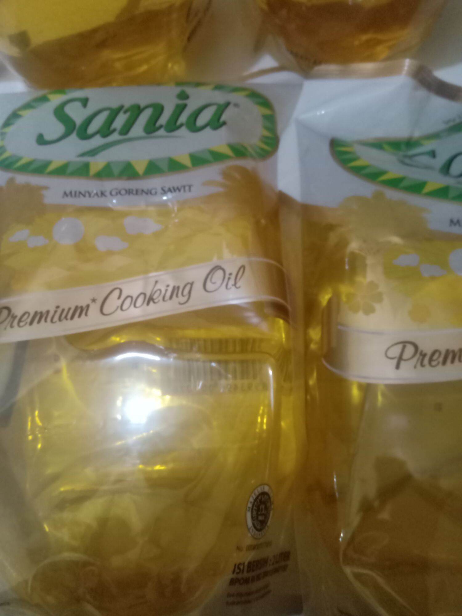 Minyak goreng Sania 2 Liter | Lazada Indonesia