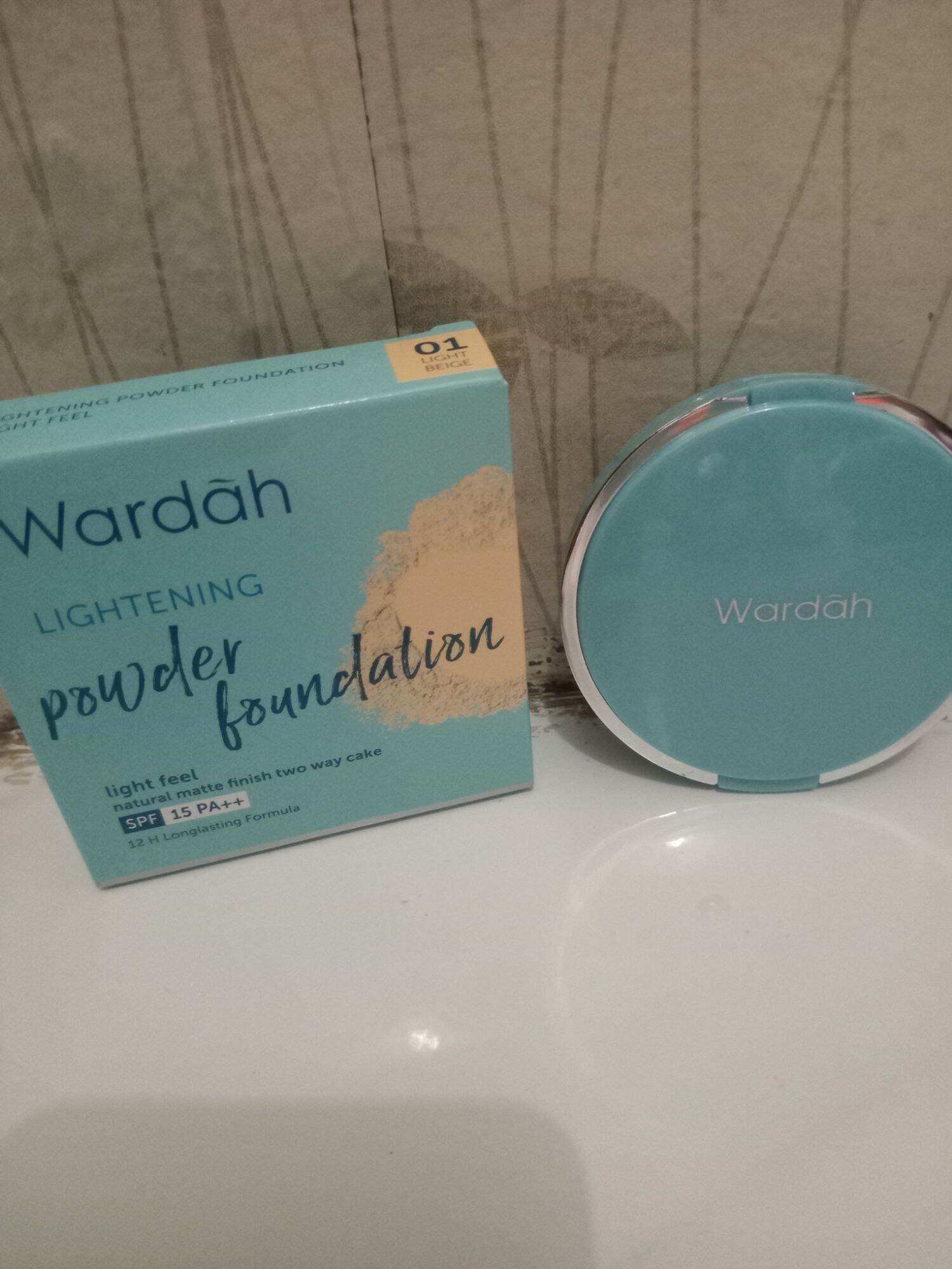 Bedak wardah Lightening powder Foundation shade 01 | Lazada Indonesia