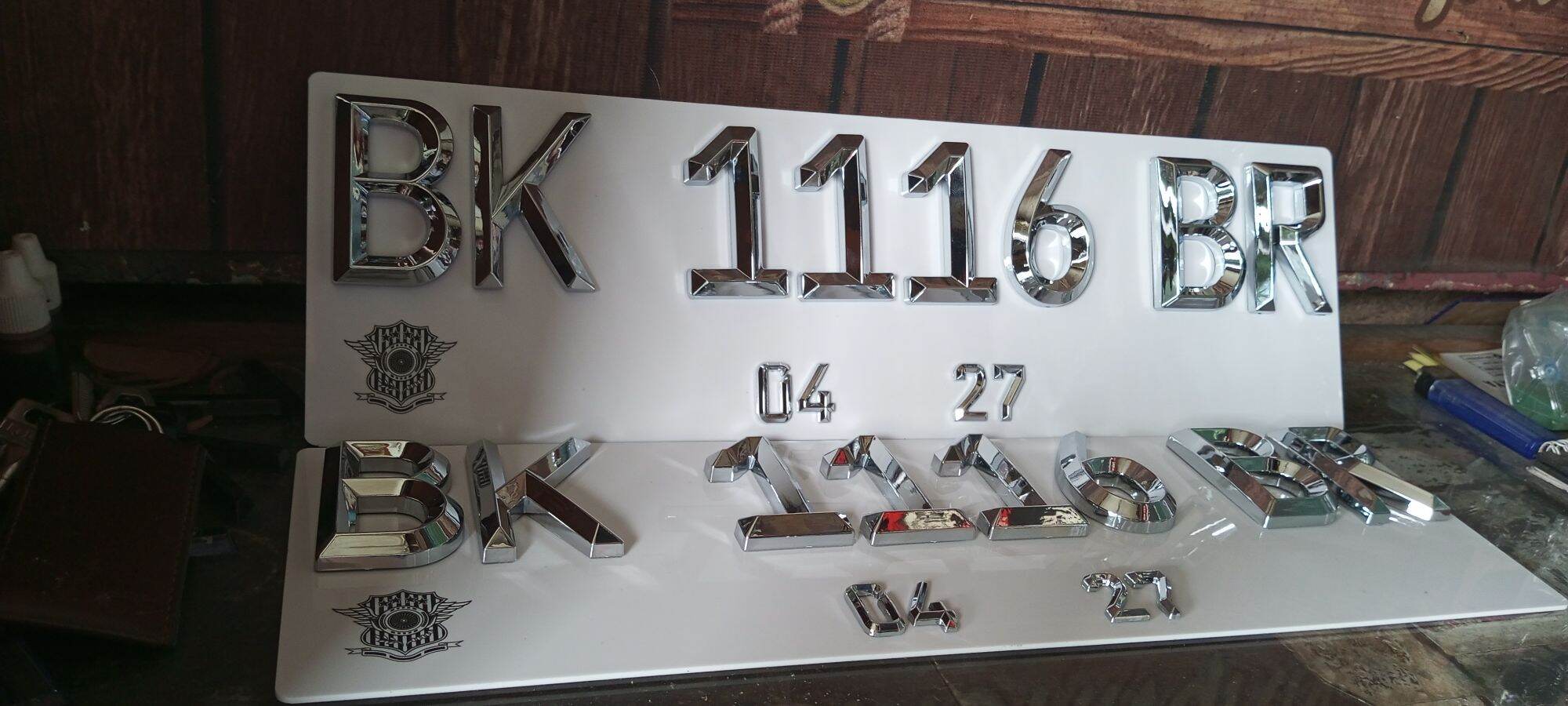 Plat nomor mobil Chrome || jenis Viramid FE-Schrift || font baru ...