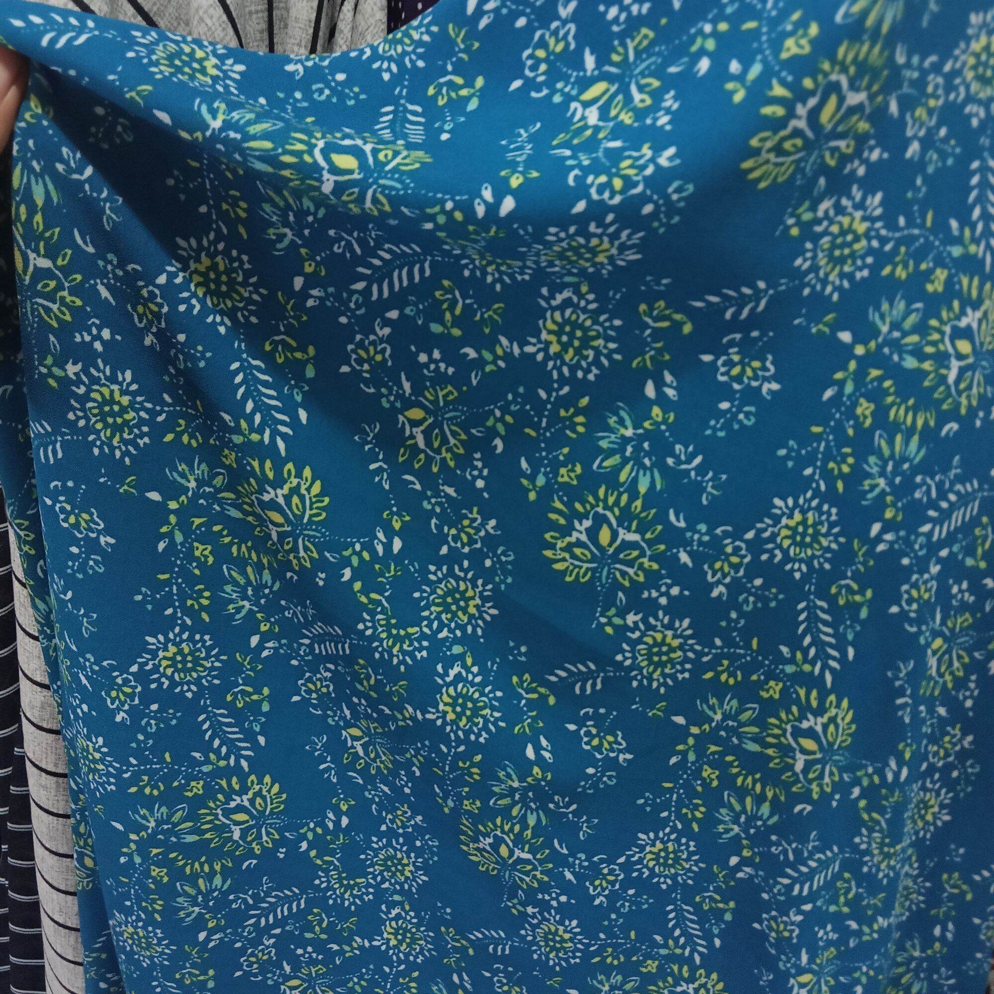 Kain Zara Crepe Motif Bunga Kecil - Kain Nasiji Crepe Impor - Kain Soft ...