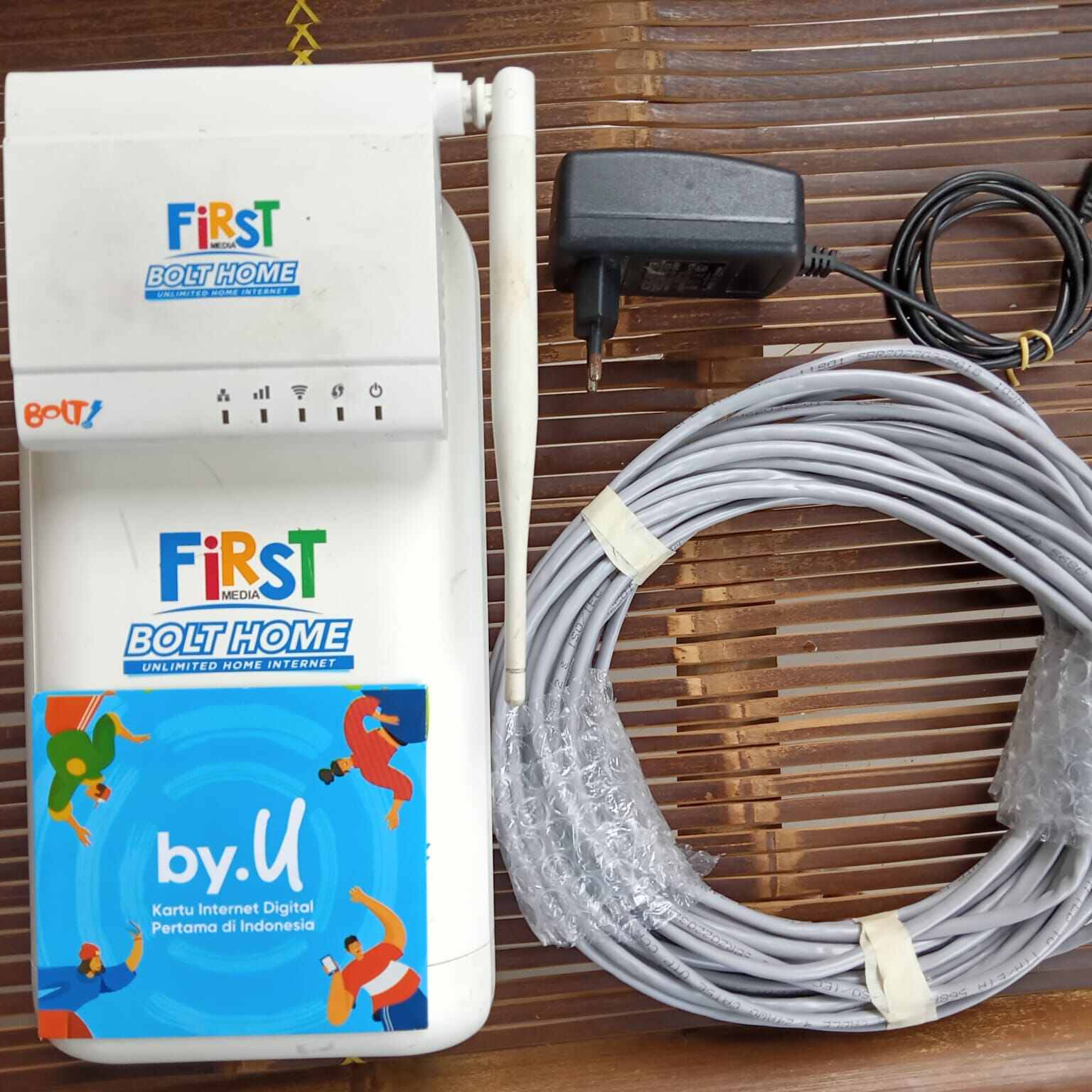 MODEM WIFI BOLT TITAN SUDAH UNLOCK+LAN 15M+PERDANA BYU KOSONGAN ...