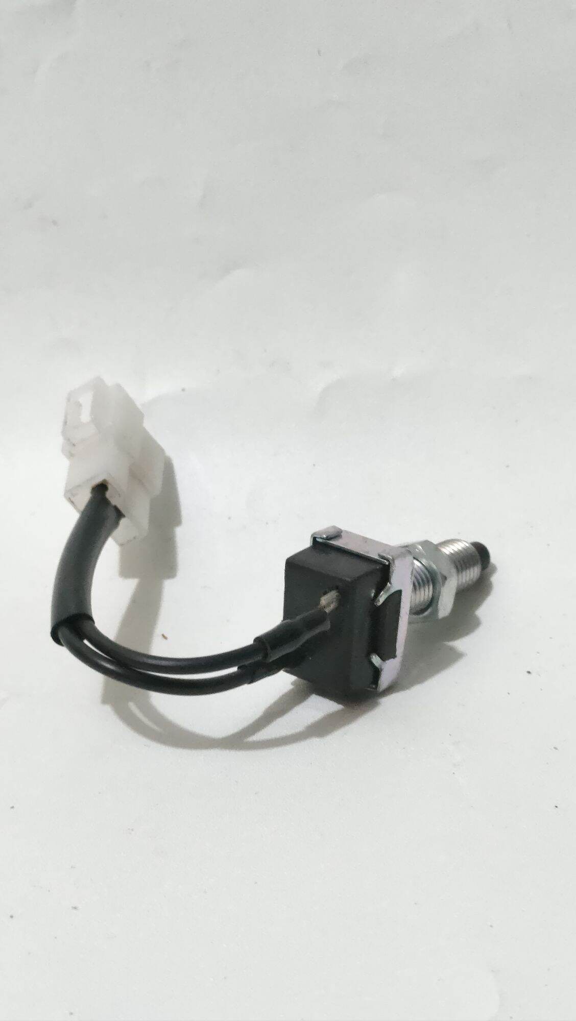 SWITCH STOP MOBIL PS 135 HT | Lazada Indonesia