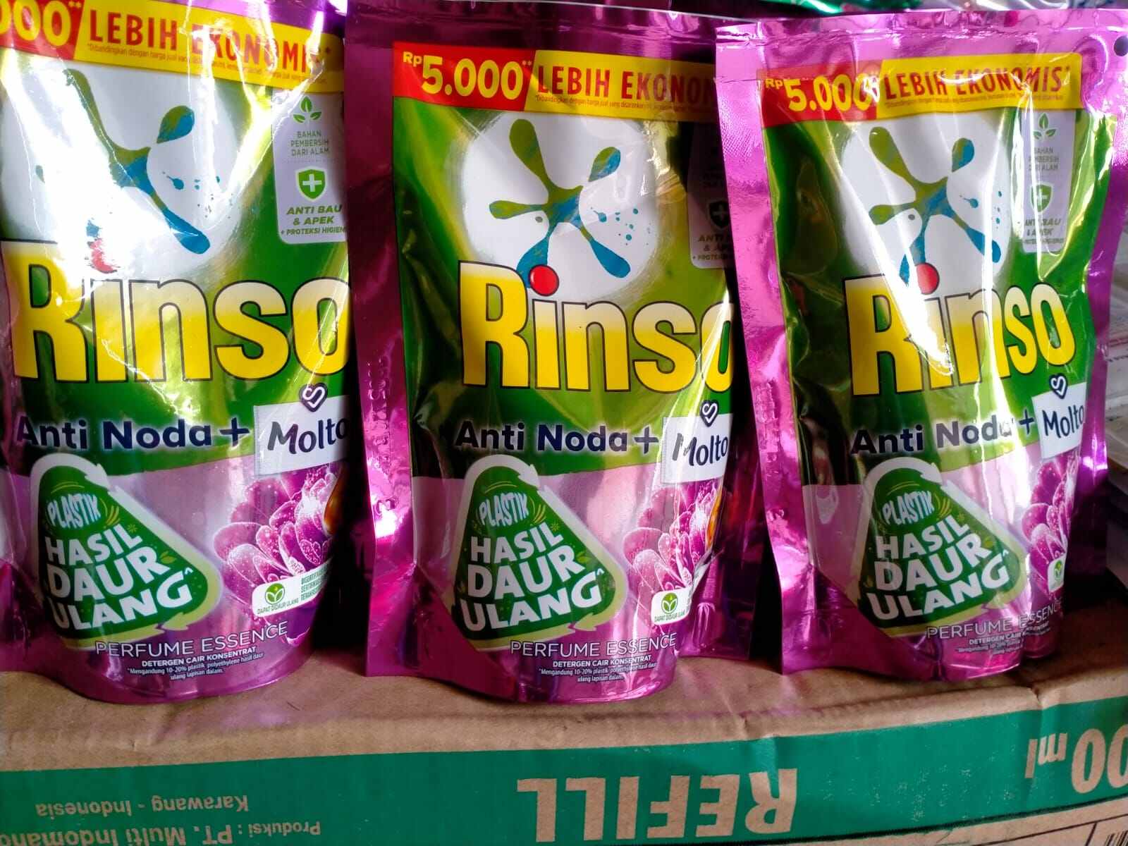 RINSO CAIR ANTI NODA+MOLTO 565ML FERFUME ESSENCE | Lazada Indonesia