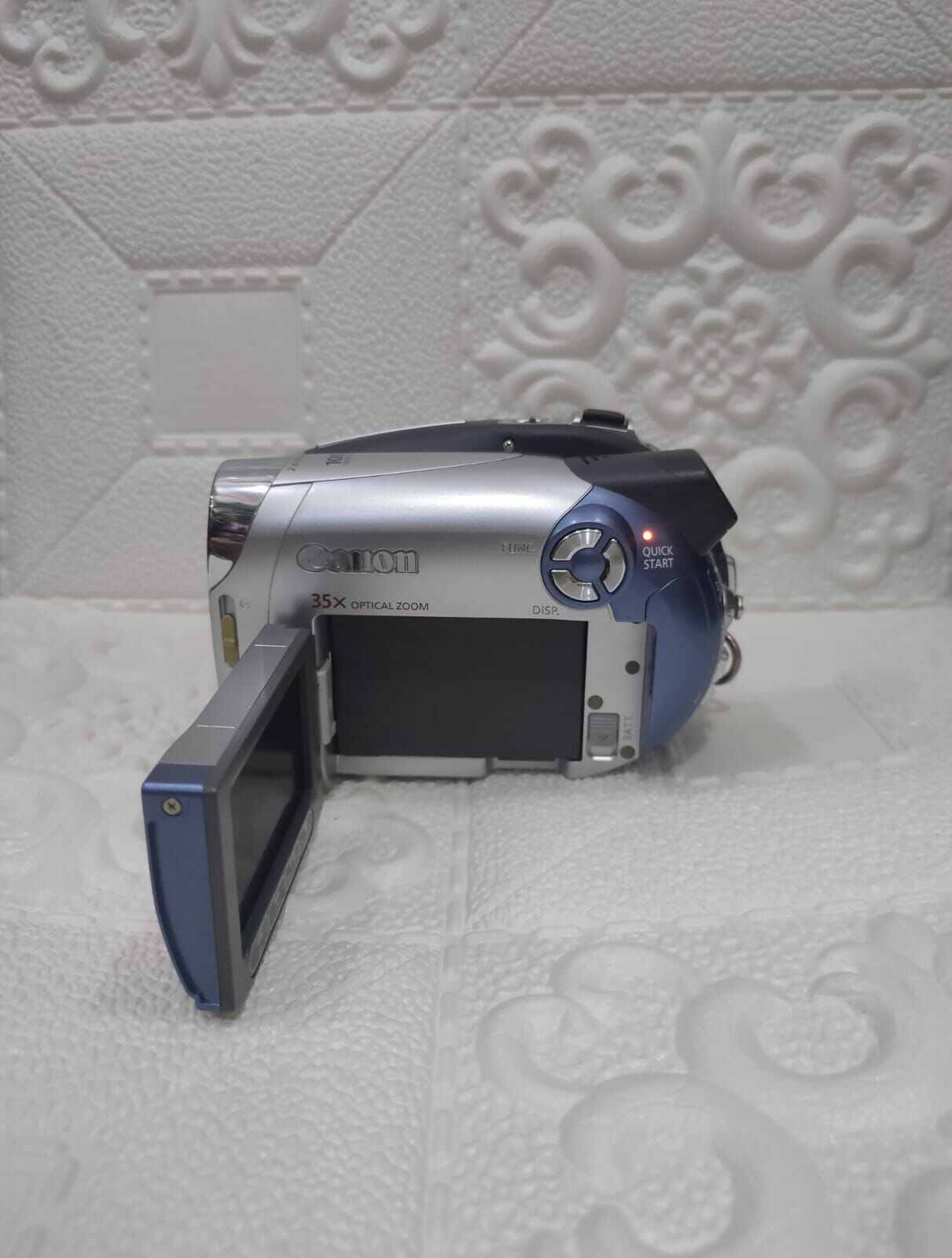 Handycam (SECOND) Canon DC 210 35x Optical Zoom | Lazada Indonesia