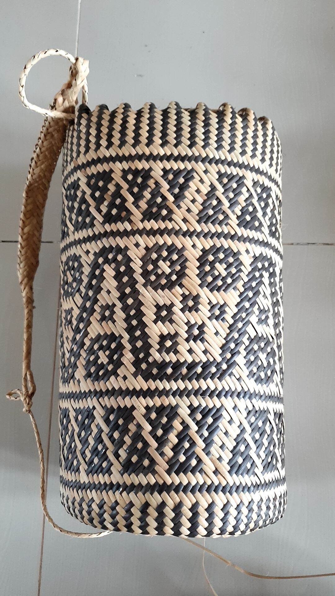 TAS ANJAT TAS Ransel Tas Anyam dari Rotan Tas Anjat Khas Suku Dayak Tas ...