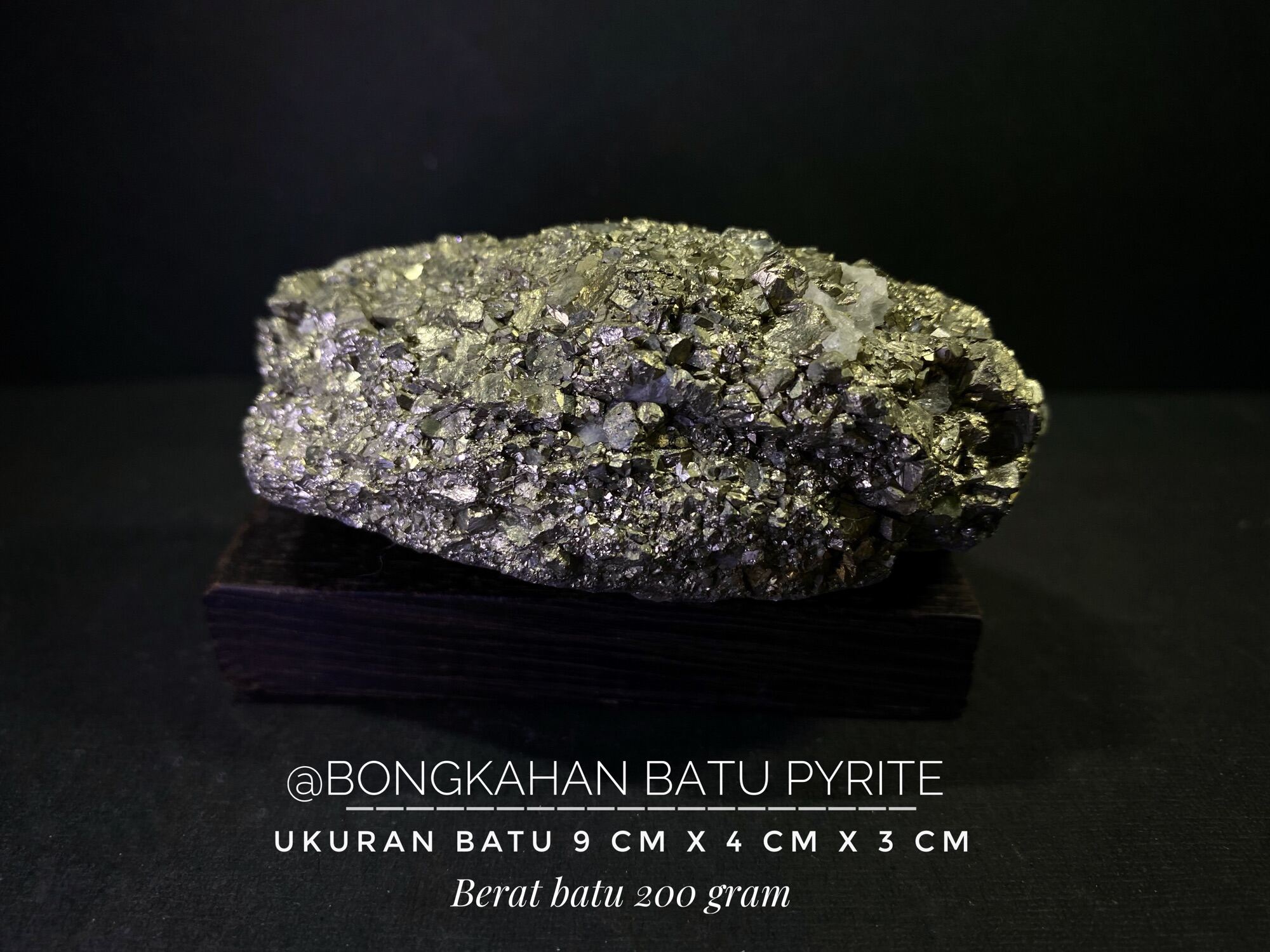 Bongkahan Batu Pyrite L34 atau Batu Pirit Natural atau Batu Badar Emas ...