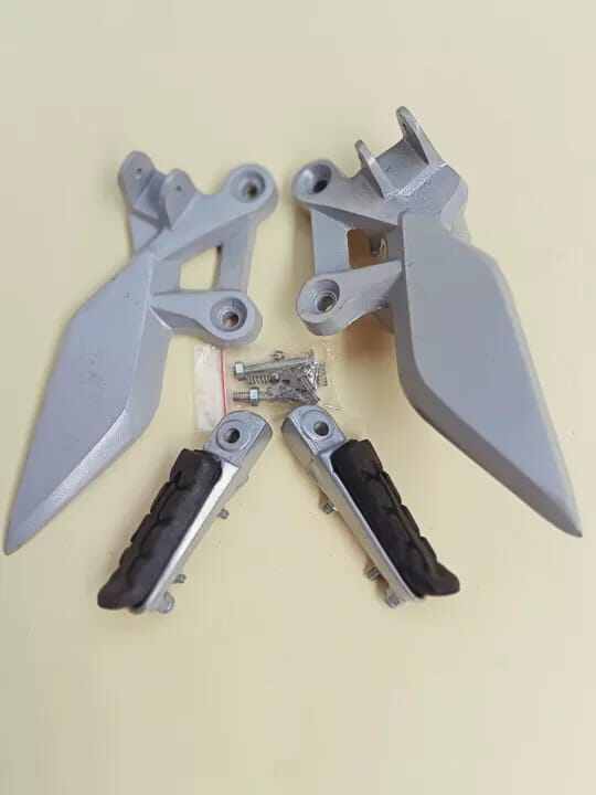 Footstep Step depan motor honda cb150r old, cb150r lama | Lazada Indonesia