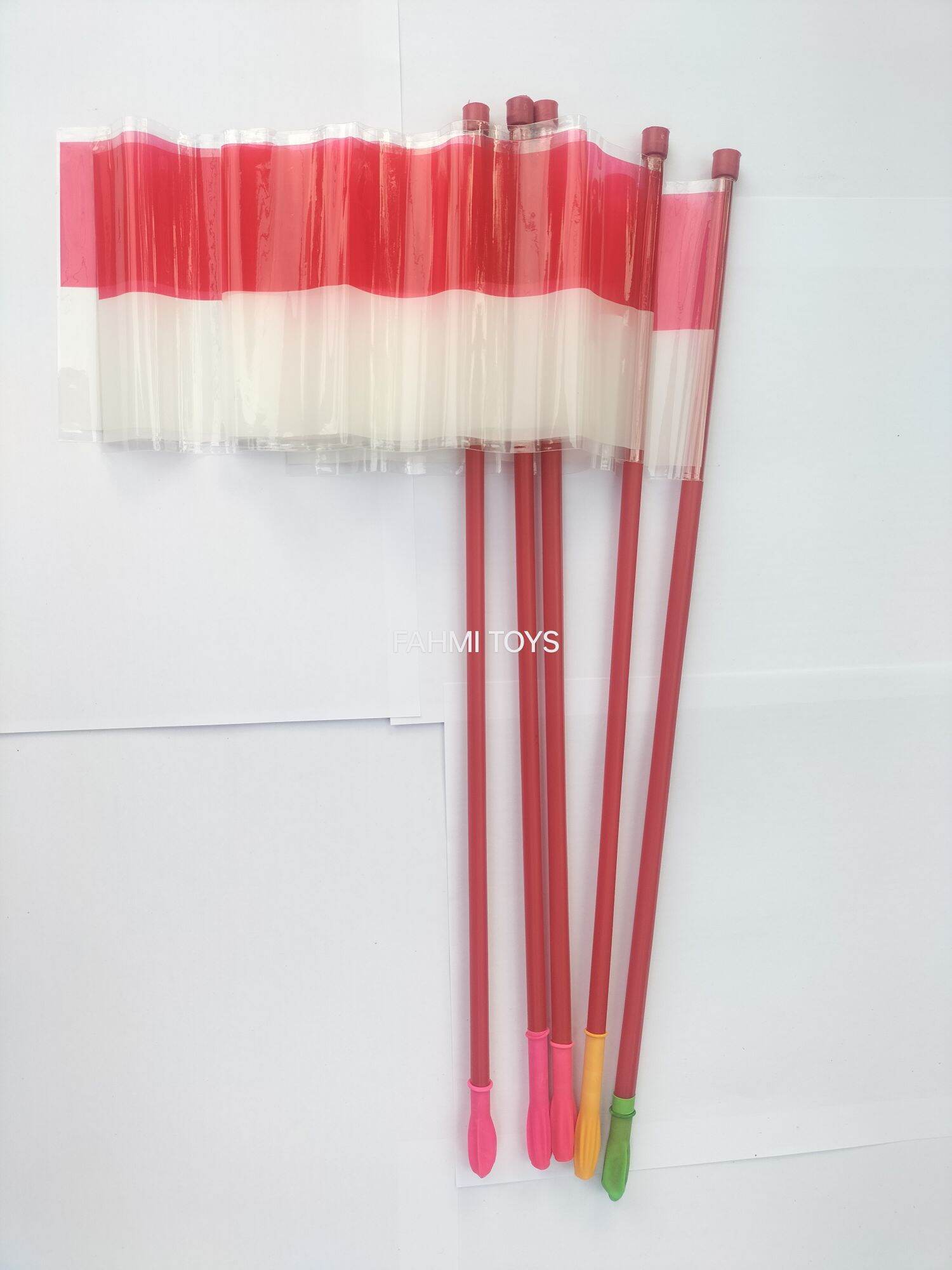 20pcs BENDERA TANGKAI + balon bendera plastik merah putih | Lazada ...