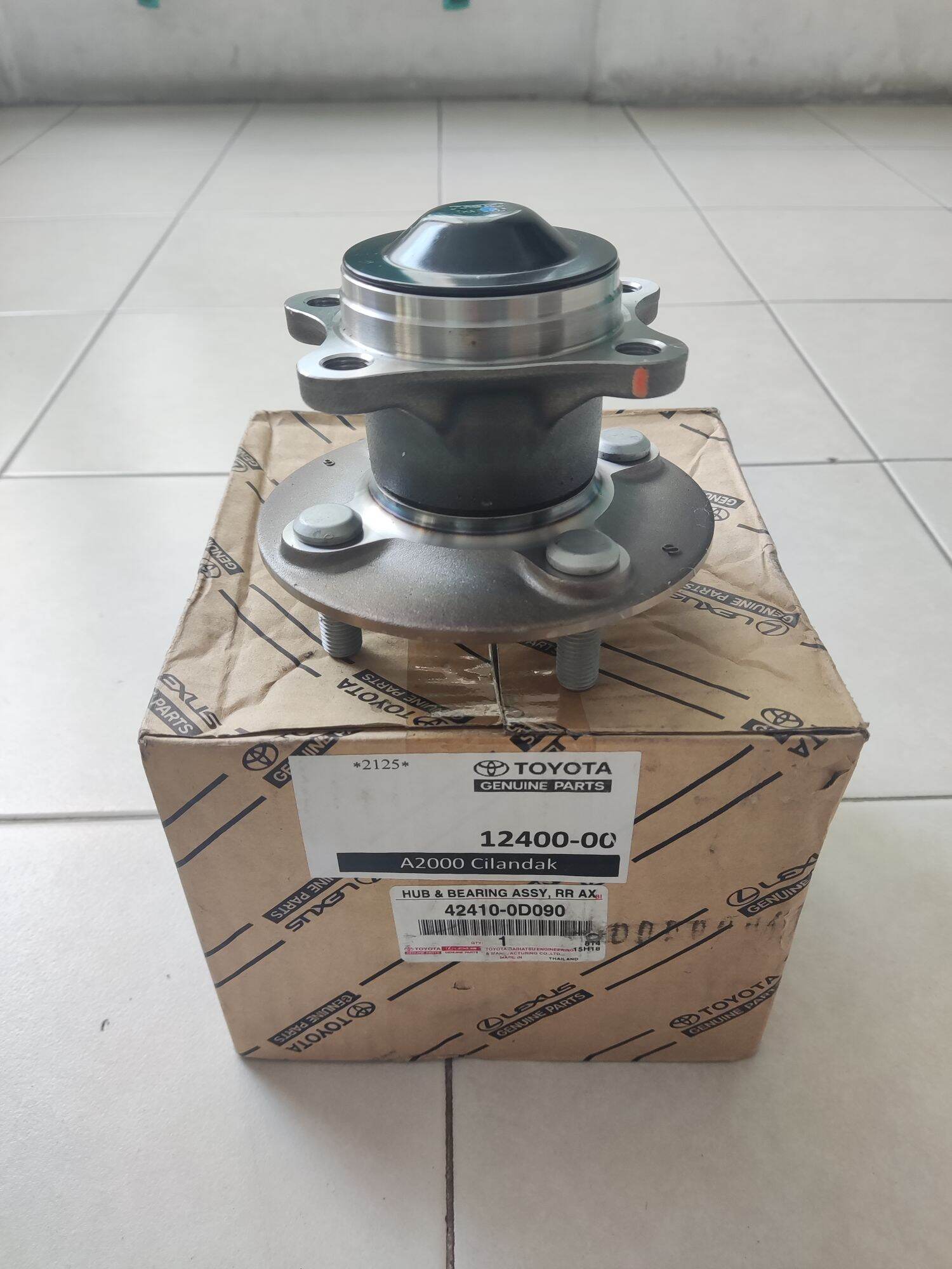HUB & BEARING ASSY REAR AXLE RH 42410-0D090 TOYOTA YARIS & VIOS NCP150 ...