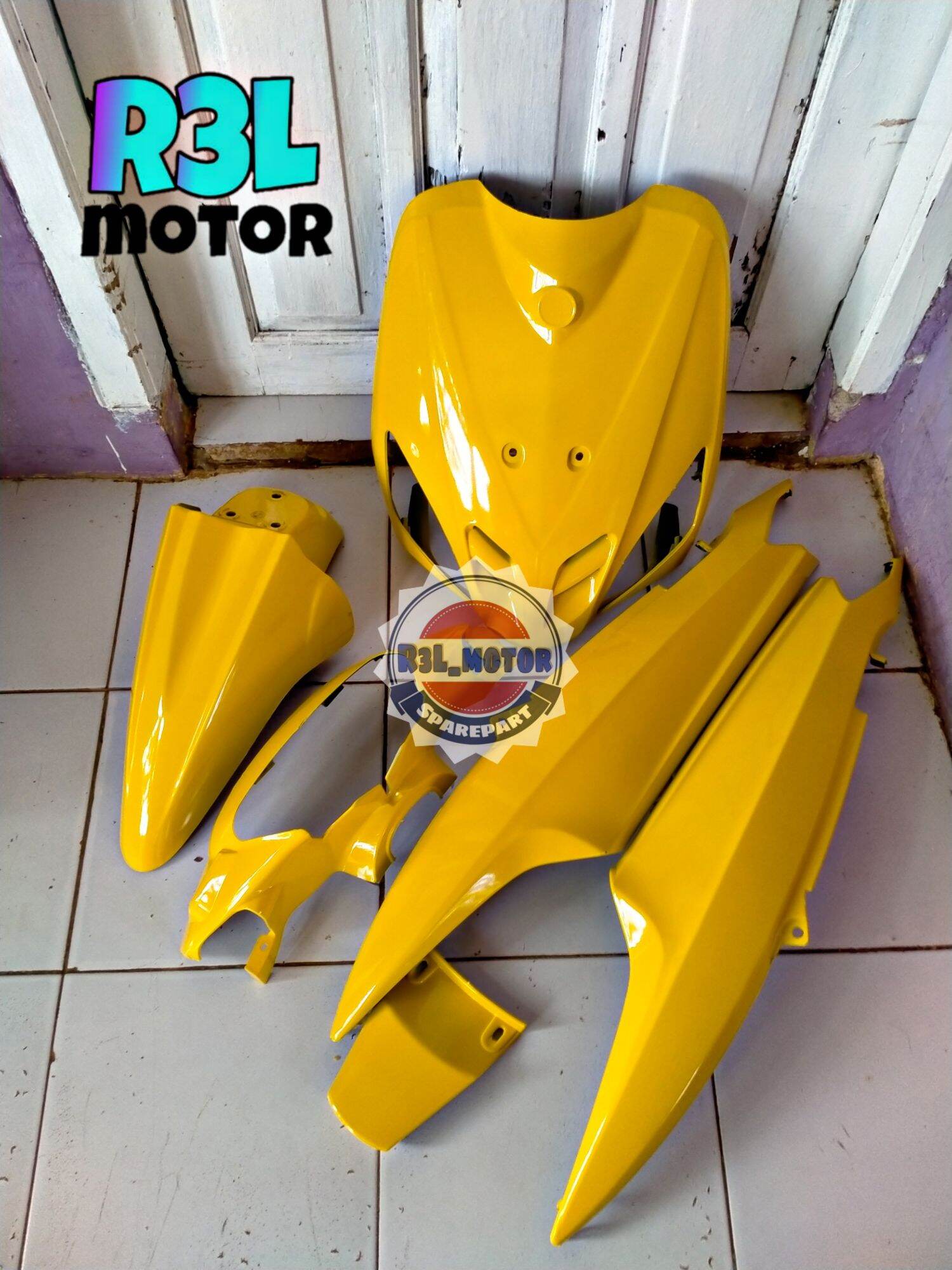 Cover ful body halus mio sporty/Mio lama kuning plus stripping 2004 ...