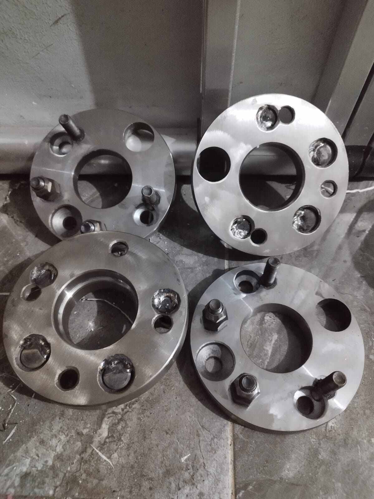 Adaptor untuk pergantian velg mobil Custom Pcd 4x100 out 5x114/5x120 ...