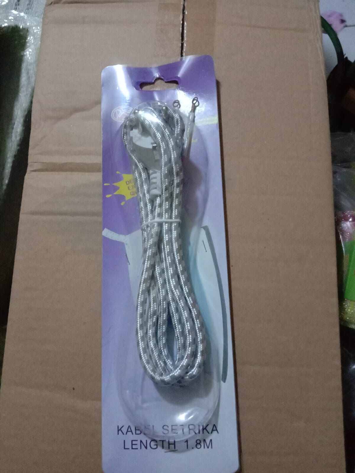 kabel setrika plus colokan listrik label AC kabel istrika panjang 1,8 ...