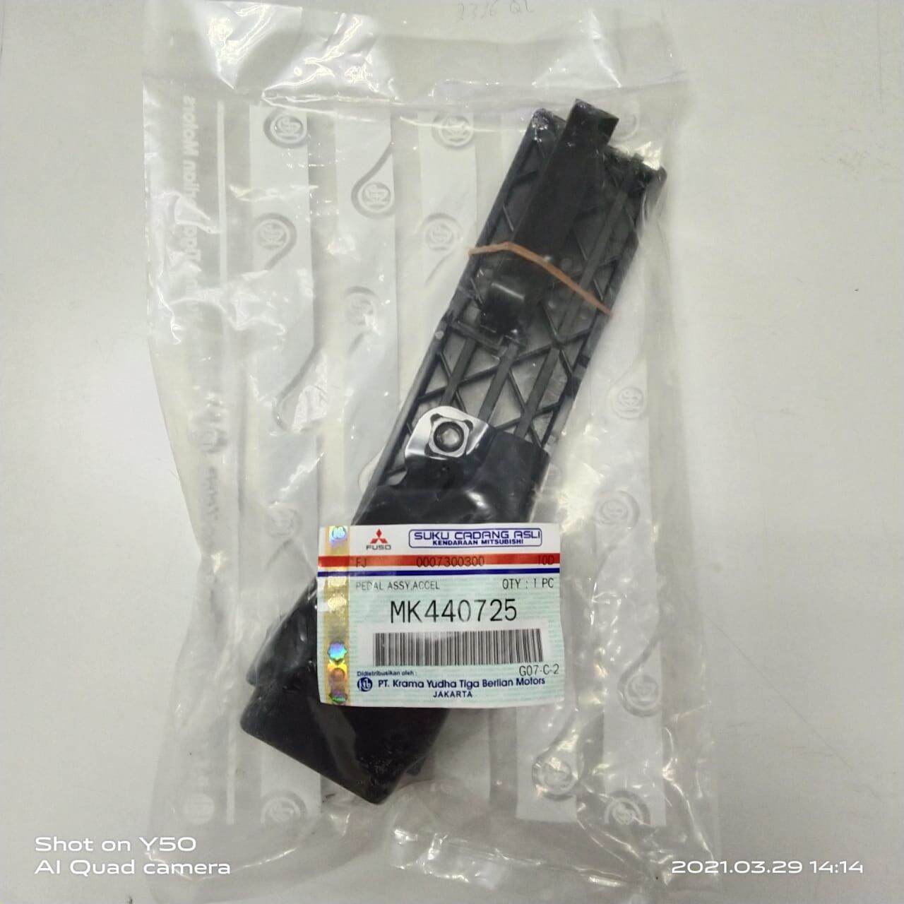 pedal gas Colt diesel canter Original 100% Mitsubishi mk440725 | Lazada ...