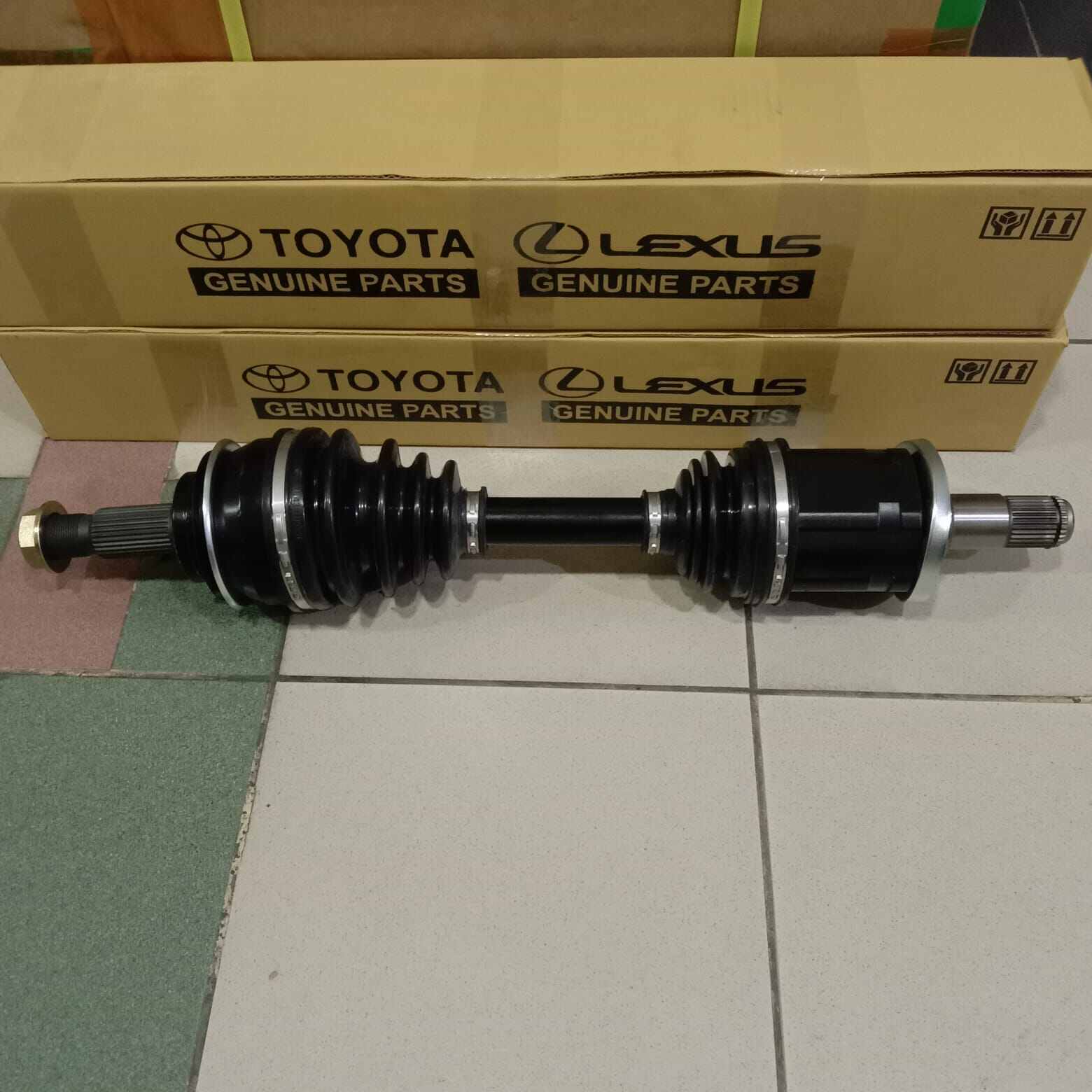 CV Joint/Drive Shaft Assy Toyota Hilux Revo, Fortuner VRZ | Lazada ...