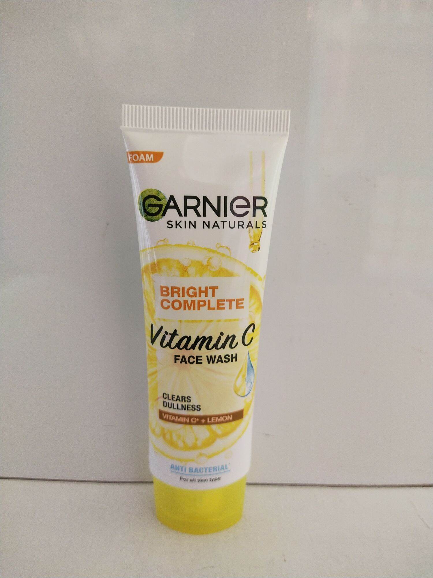 Garnier Bright Complete Foam 50g Vitamin C + lemon Face wash Clear ...