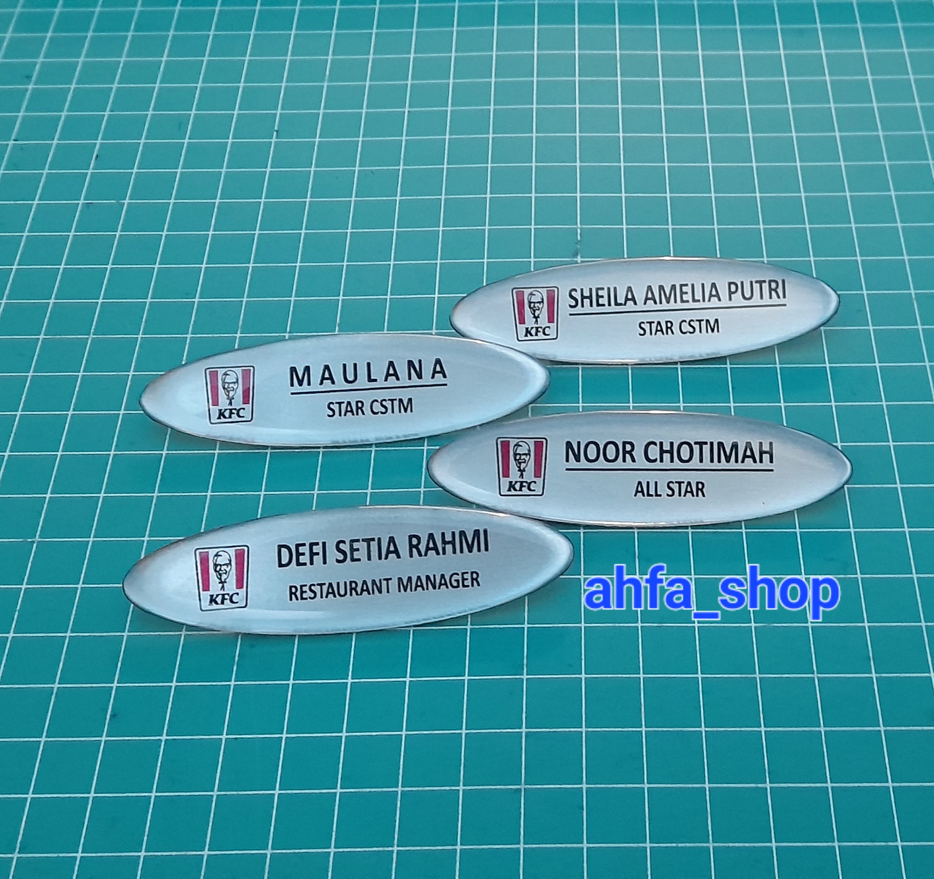 Name Tag / papan nama KFC oval terbaru (MAGNET) | Lazada Indonesia