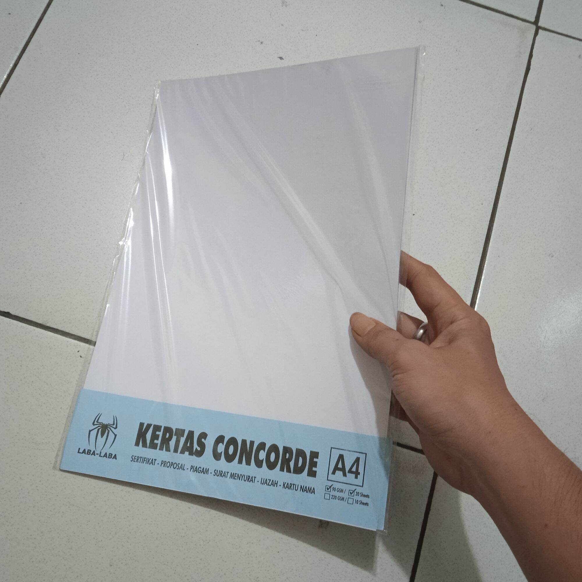 1 Pak Kertas Concorde A4 90 Gram Isi 20 Lembar Kertas Sertifikat