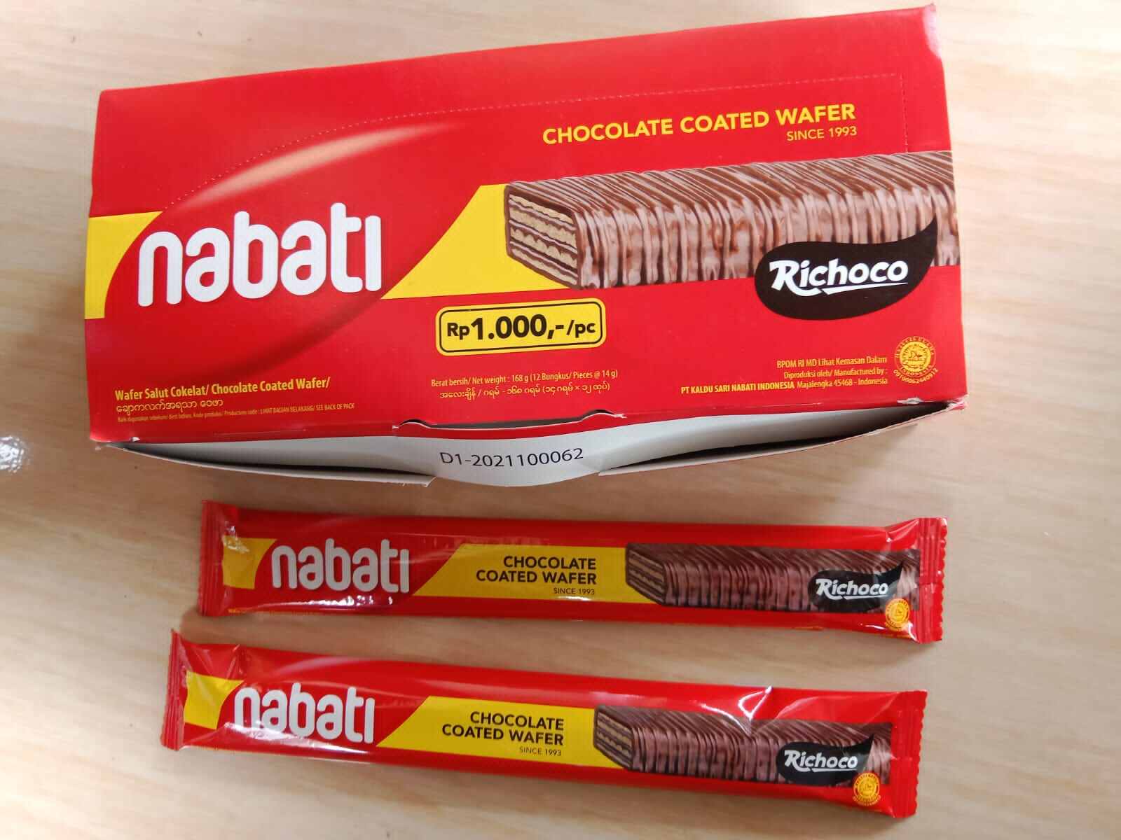 Wafer Salut Coklat Nabati Chocolate Coated Wafer box isi 12 pcs-NABATI COATED WAFER KOTAK ISI 12 ...