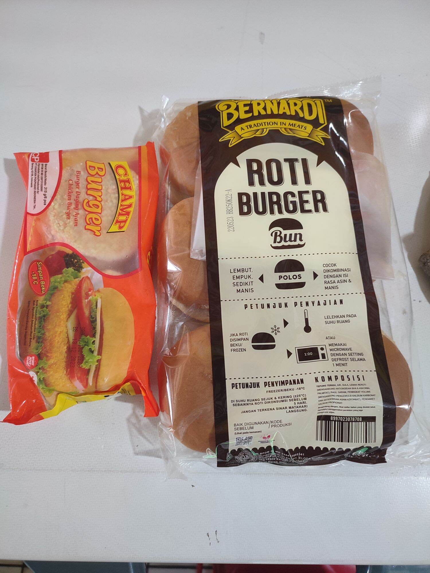 PAKET ROTI BERNARDI + CHAM CHICKEN BURGER - ISI 6 PCS | Lazada Indonesia