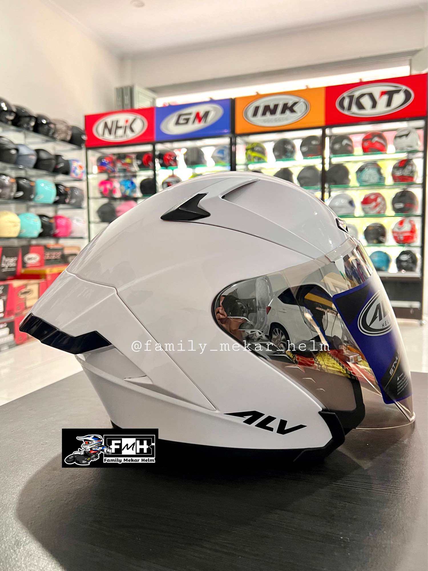 Helm ALV Ultron pro warna putih Helm half face terbaru standar SNI ...