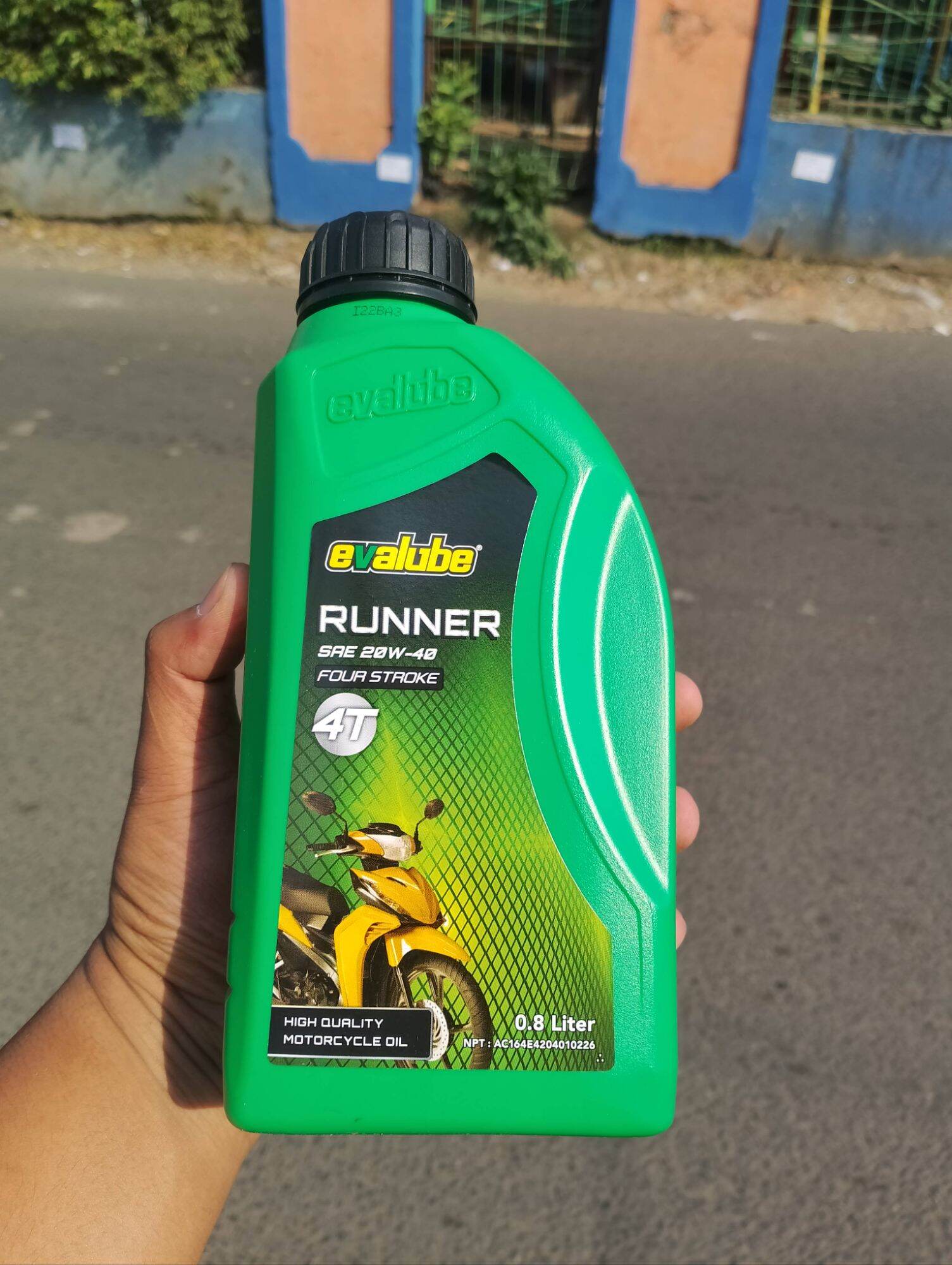Oli Mesin 4T Runner 0.8 Liter Original Evalube 4Tak Runner | Lazada Indonesia