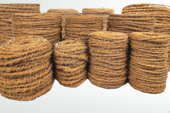 tambang sabut kelapa 1 roll | Lazada Indonesia