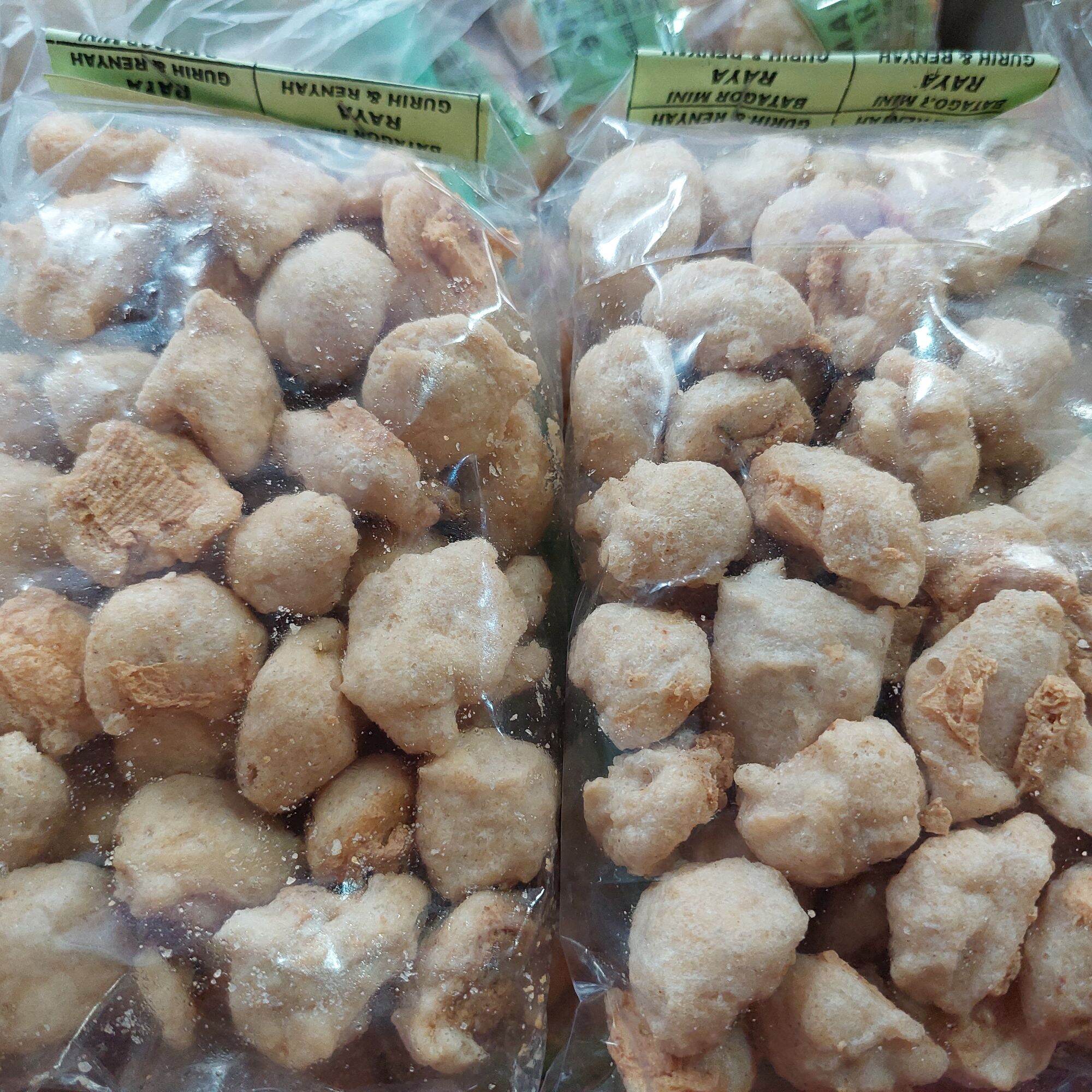 batagor mini ikan khas bandung siap makan .. cocok untuk toping makanan ...