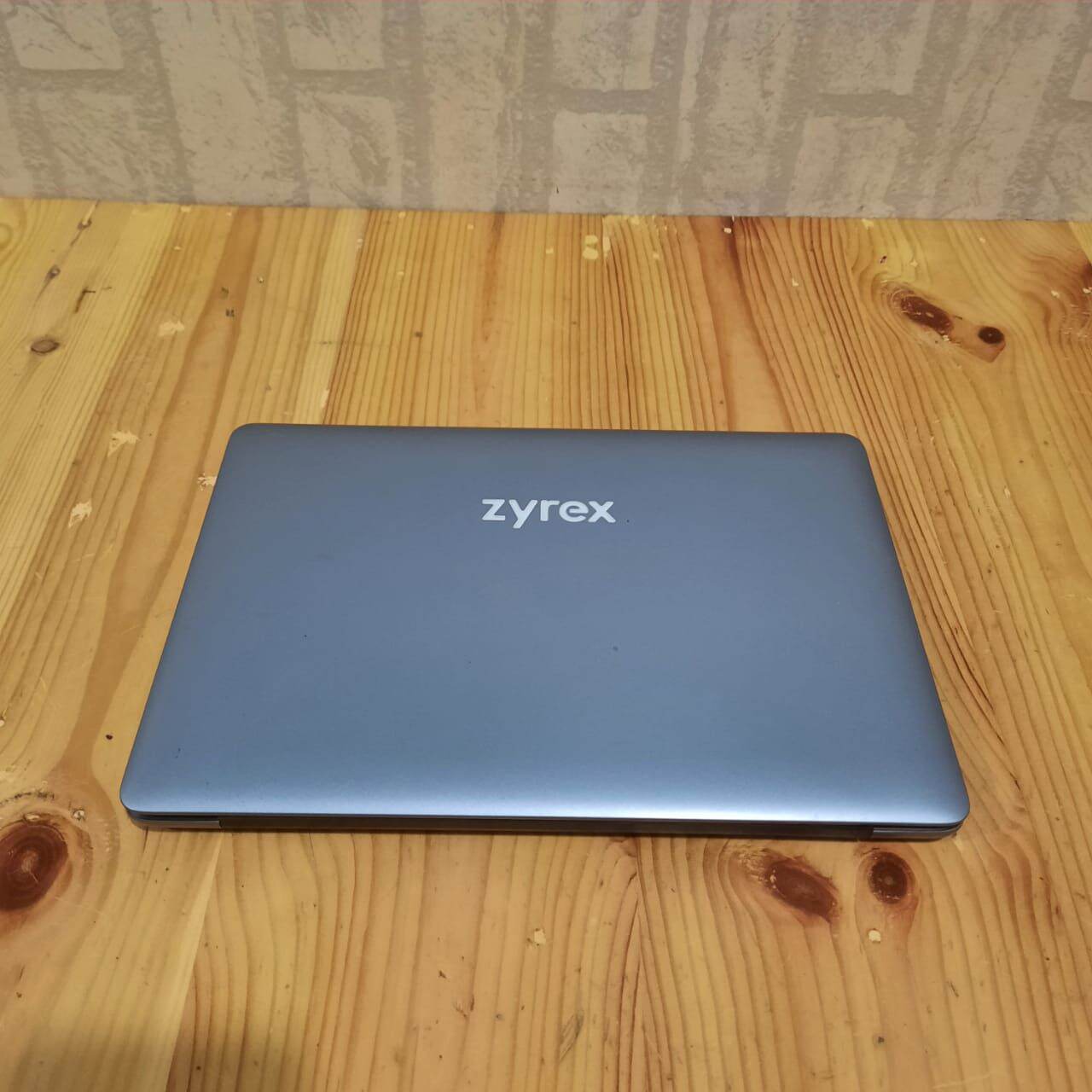 Notebook Zyrex Sky 232 intel Celeron - N3350 Ram 4GB/SSD 256Gb Display ...