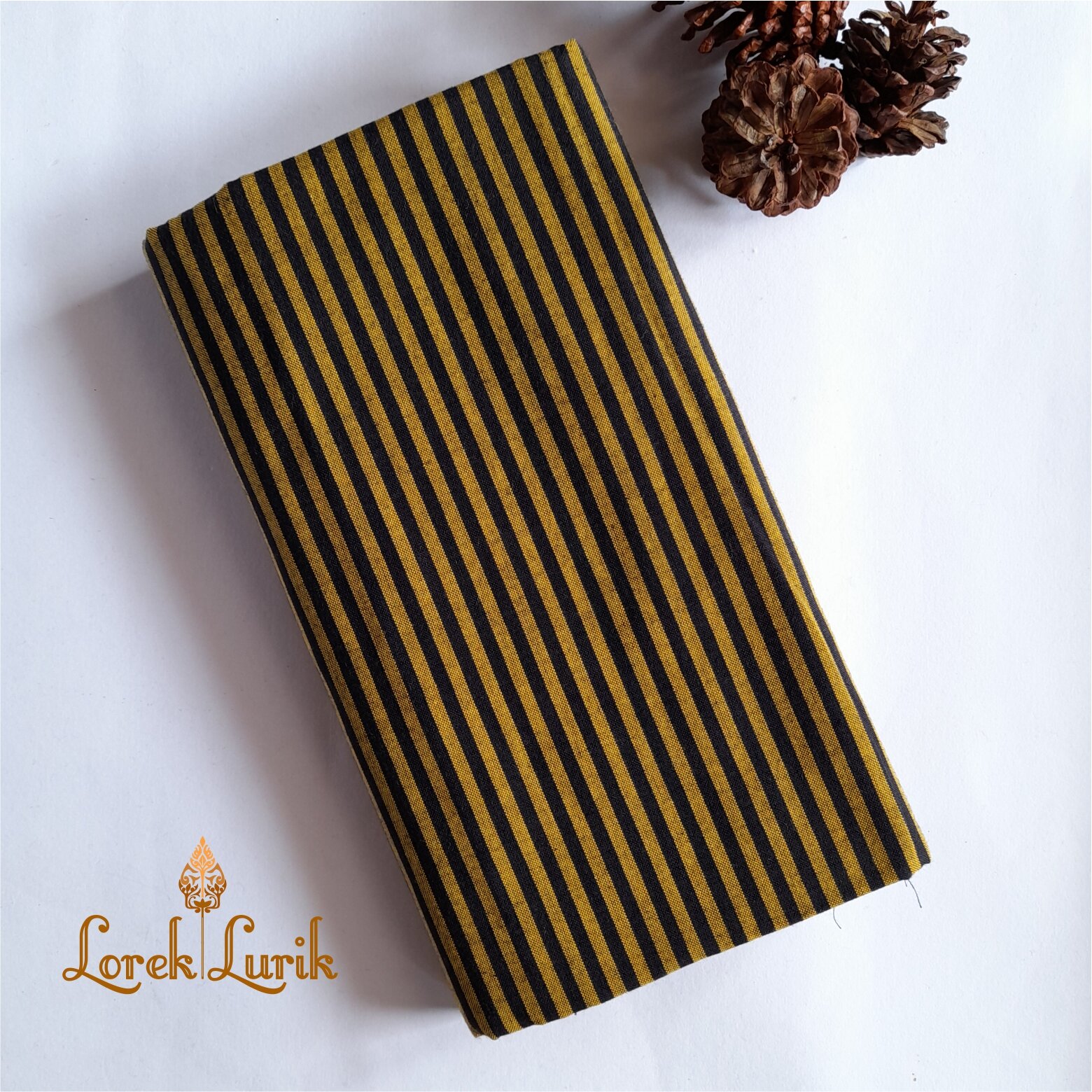 Kain Lurik Kuning Kunyit / Kain Tenun Lurik Kuning Garis Kecil | Lazada ...