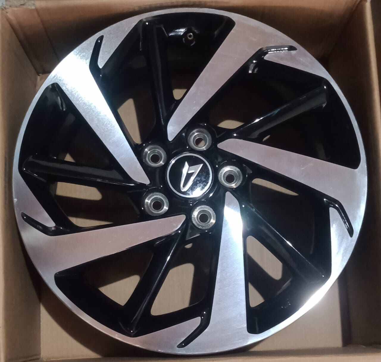 velg original all new rush | Lazada Indonesia