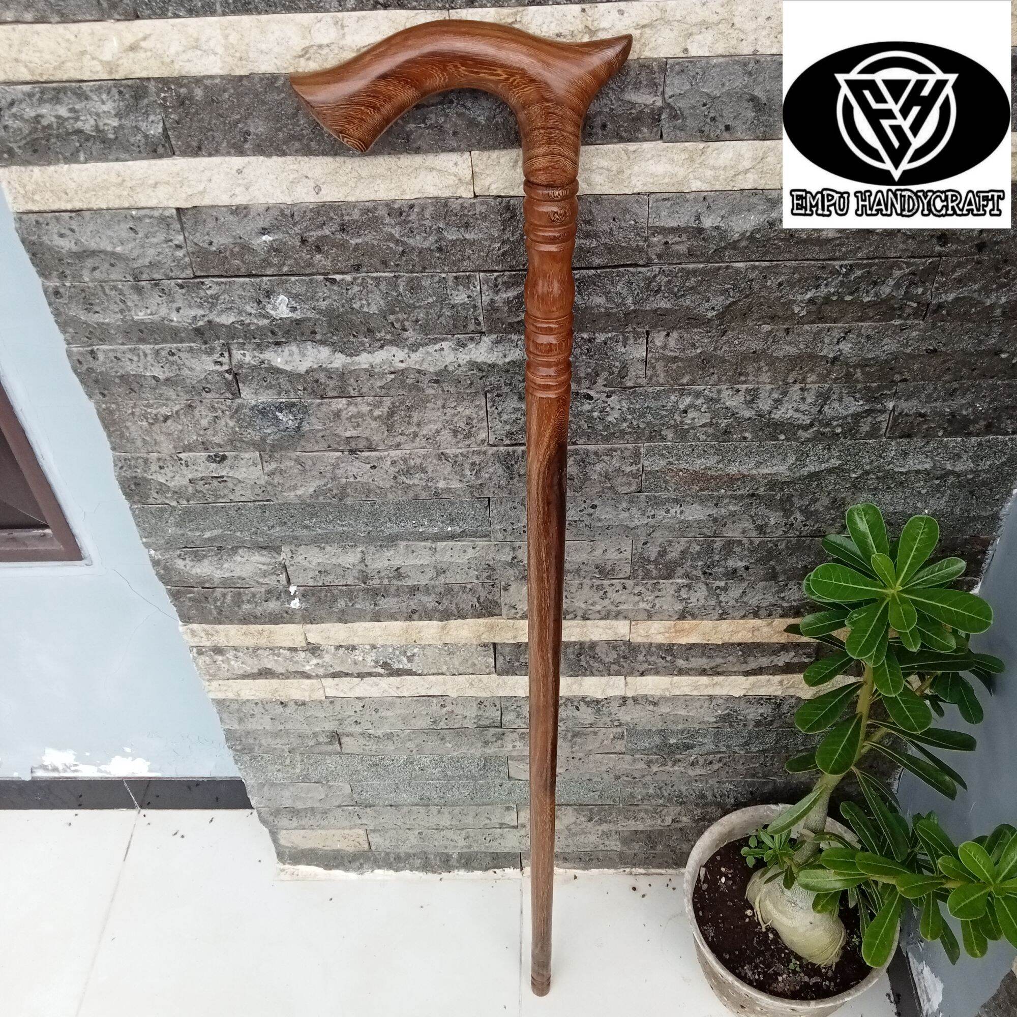 Tongkat jalan kayu kelor Jawa model cula premium profil bubut | Lazada ...