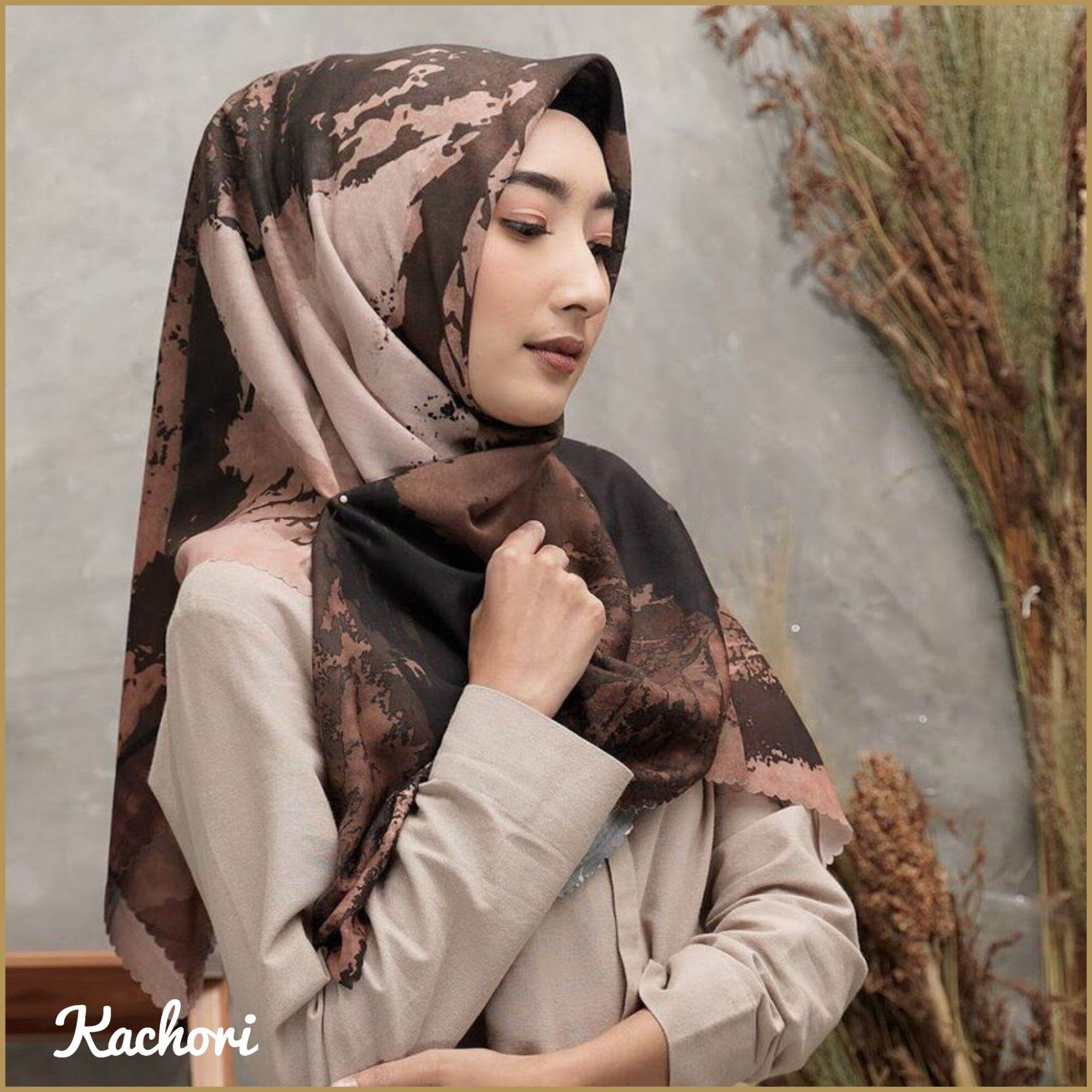 Kerudung Segi empat Motif Terbaru 2023 Jilbab Segi empat Motif Mewah ...