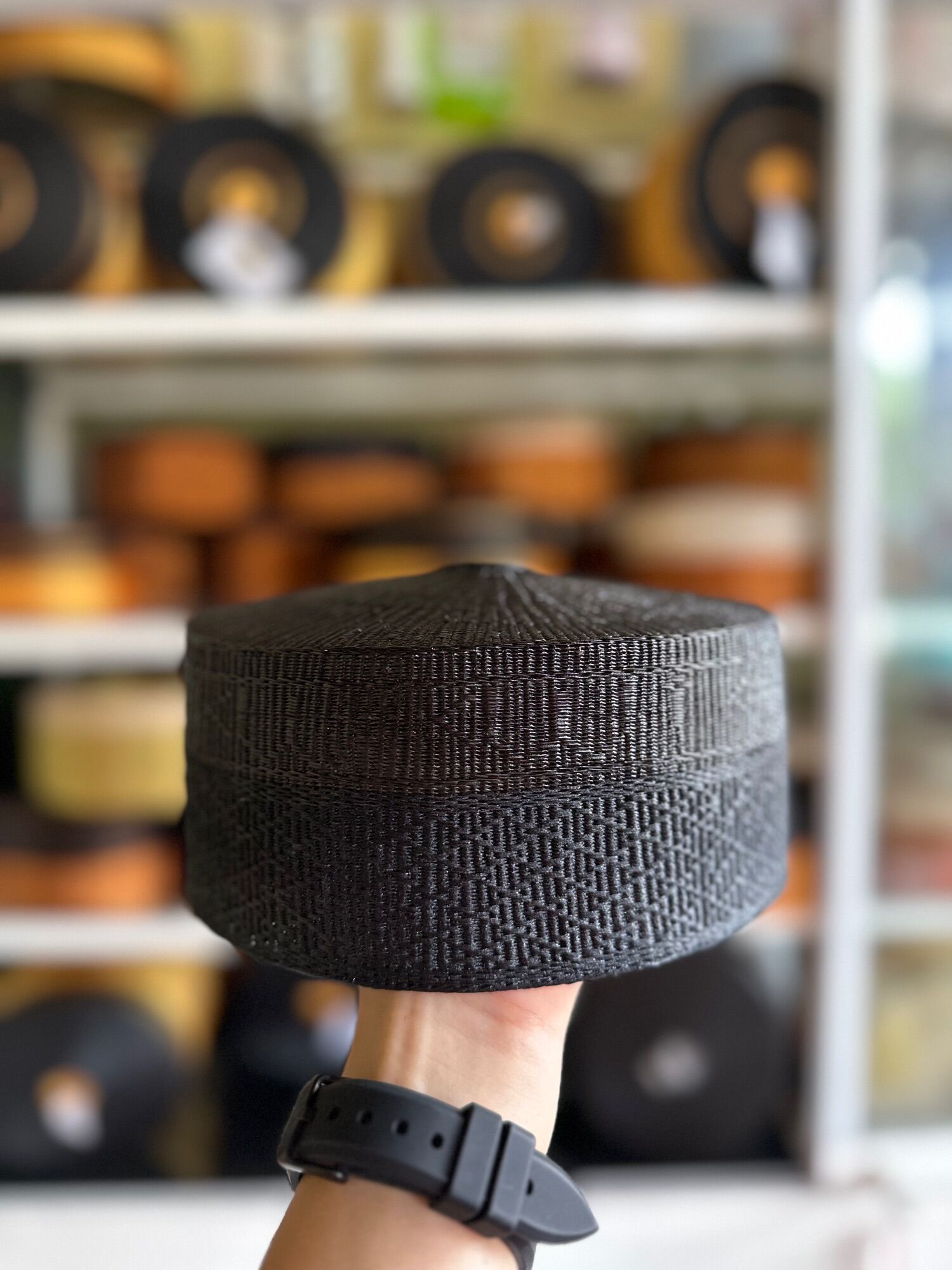 Songkok recca benang bugis bone hitam polos/ peci bugis/ songkok bugis ...