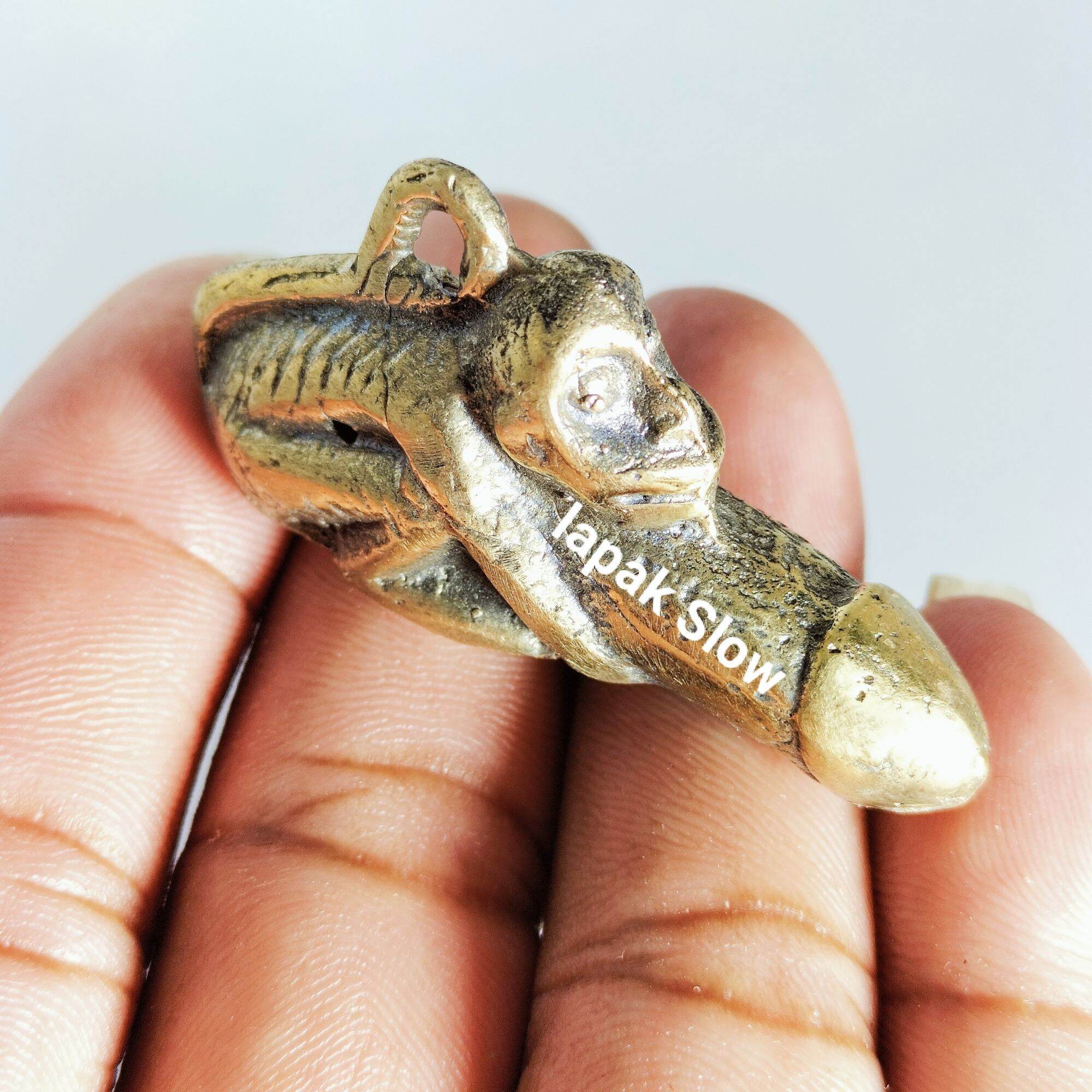 barang antik suvenir pusaka anak munyit terbuat dari bahan Kuningan ...