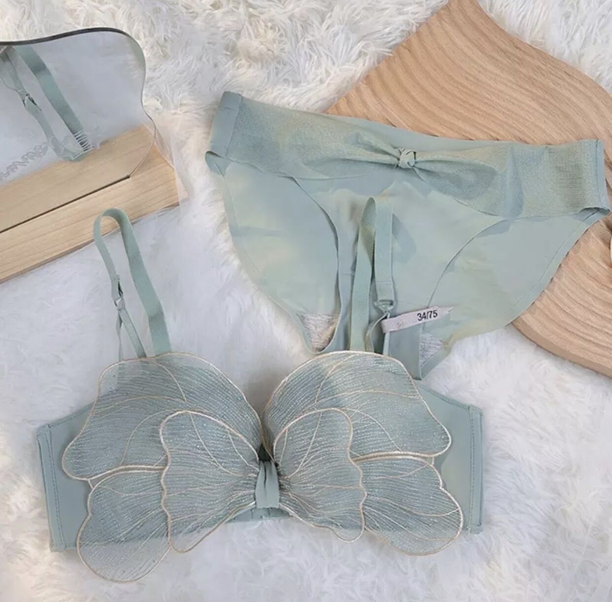 BH Push Up Bra Seamless Busa Tanpa Kawat Celana Dalam CD Set Kutang ...