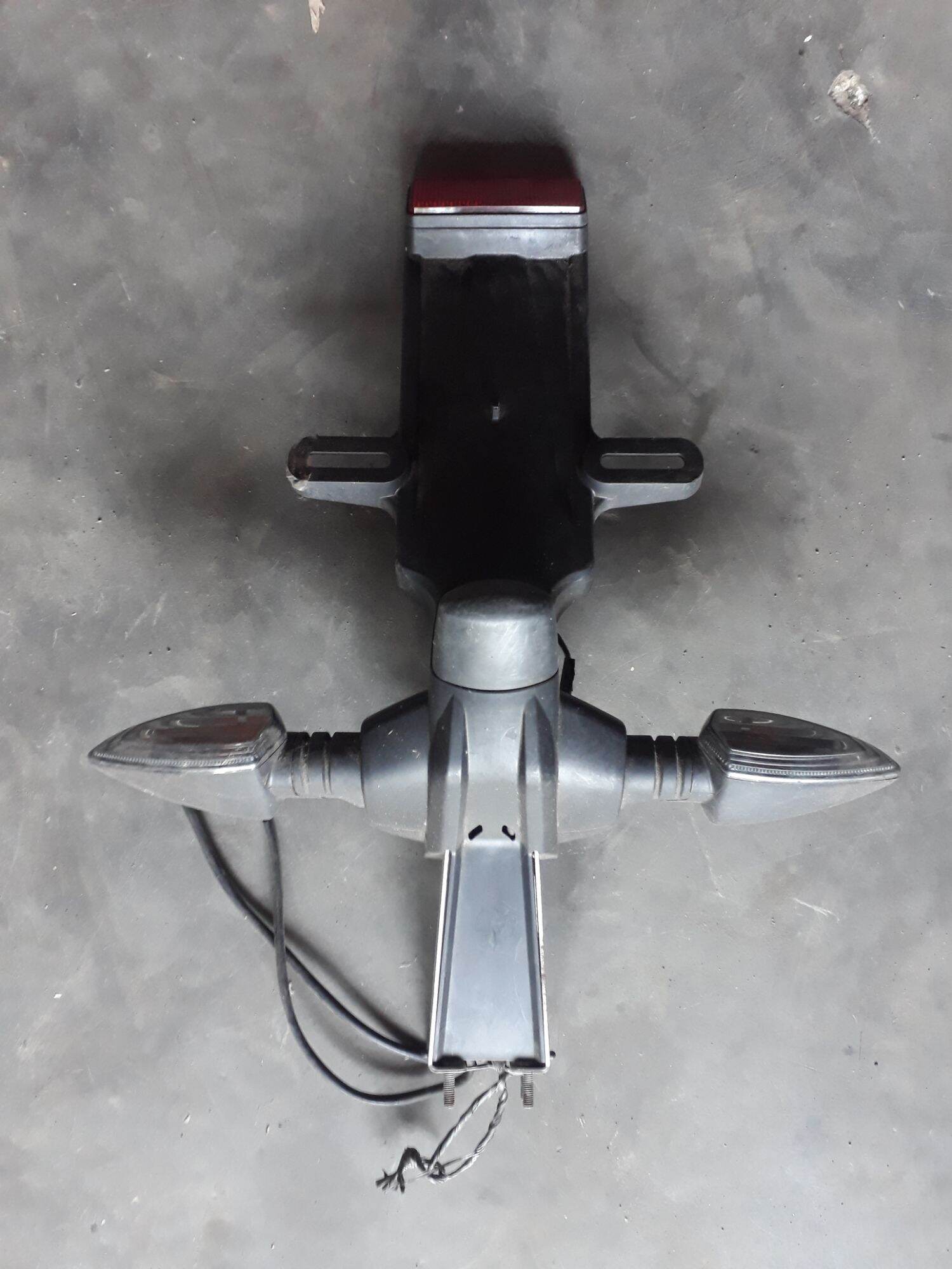 slebor spakbor spakboar buntut belakang yamaha r15 R 15 old original ...