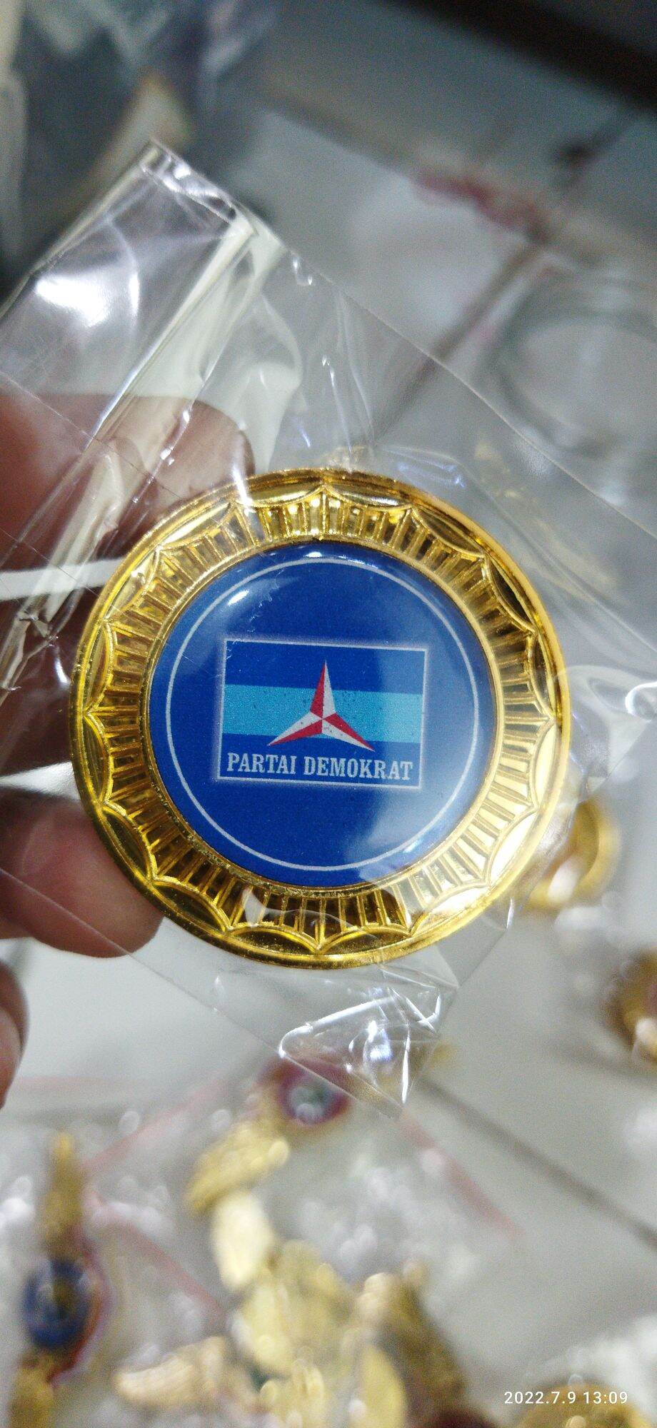 pin partai demokrat | Lazada Indonesia