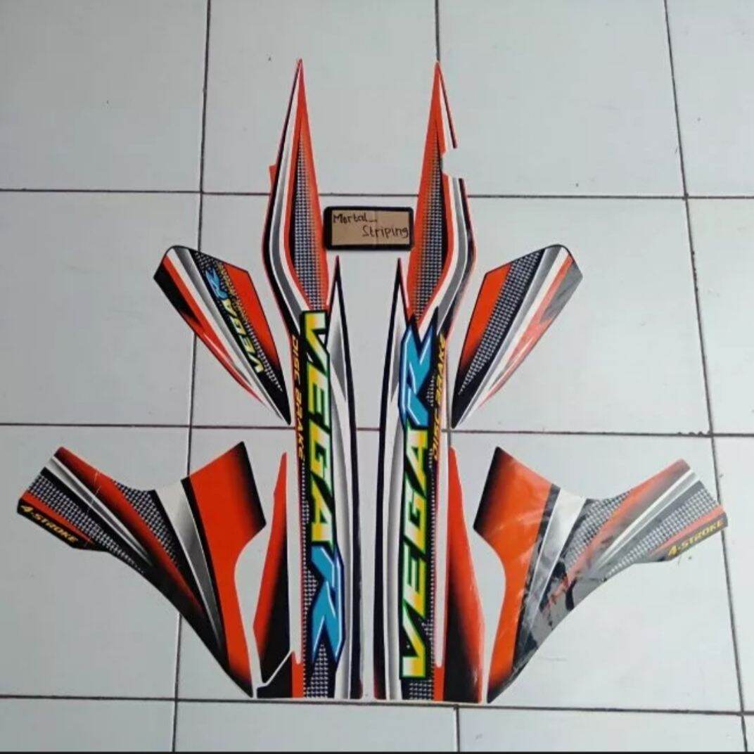 STIKER STRIPING LES LIS BODY MOTOR VEGA R LAMA TAHUN 2004 2005 HITAM ...