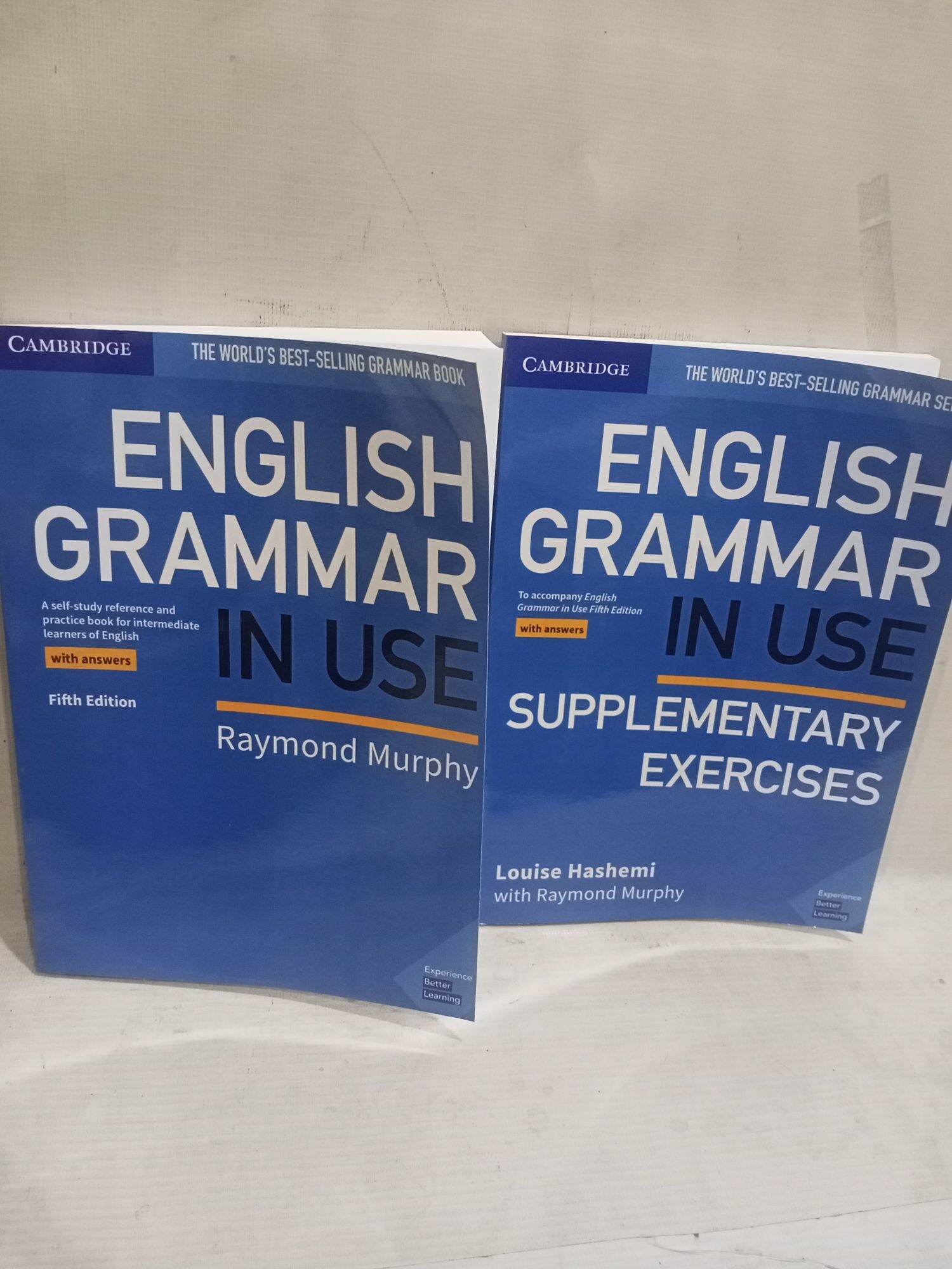 buku satu paket English grammar in use+ supplementary exercises Raymond ...