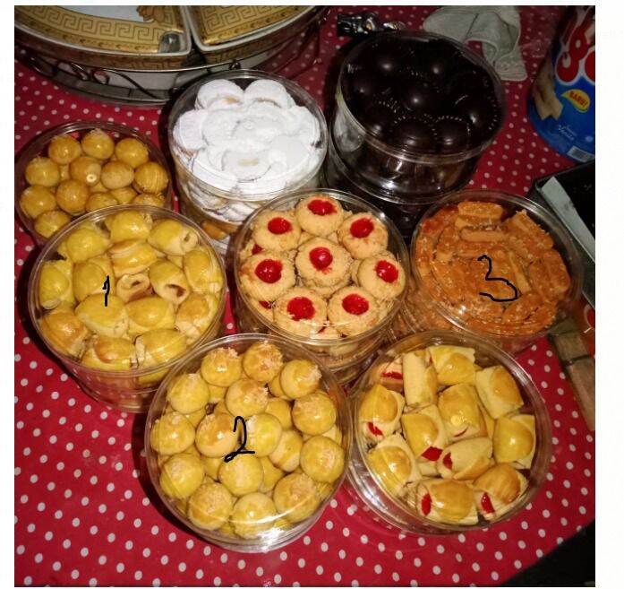 aneka kuker 5 toples ukuran 250grm bisa pilih sesuai keinginan di bikin ...