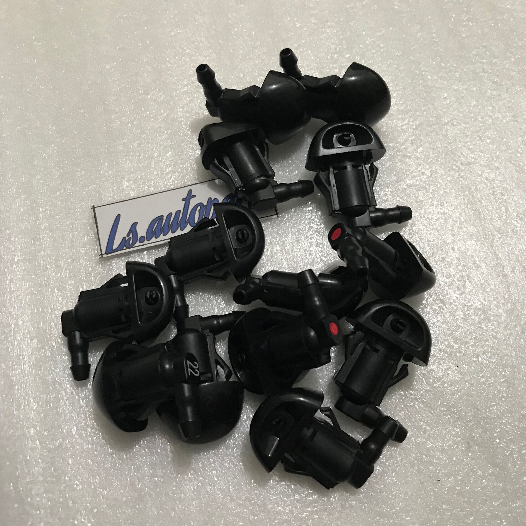 Nozzel nozzle air wiper bagian belakang mobil avanza VELOZ XENIA barang ...